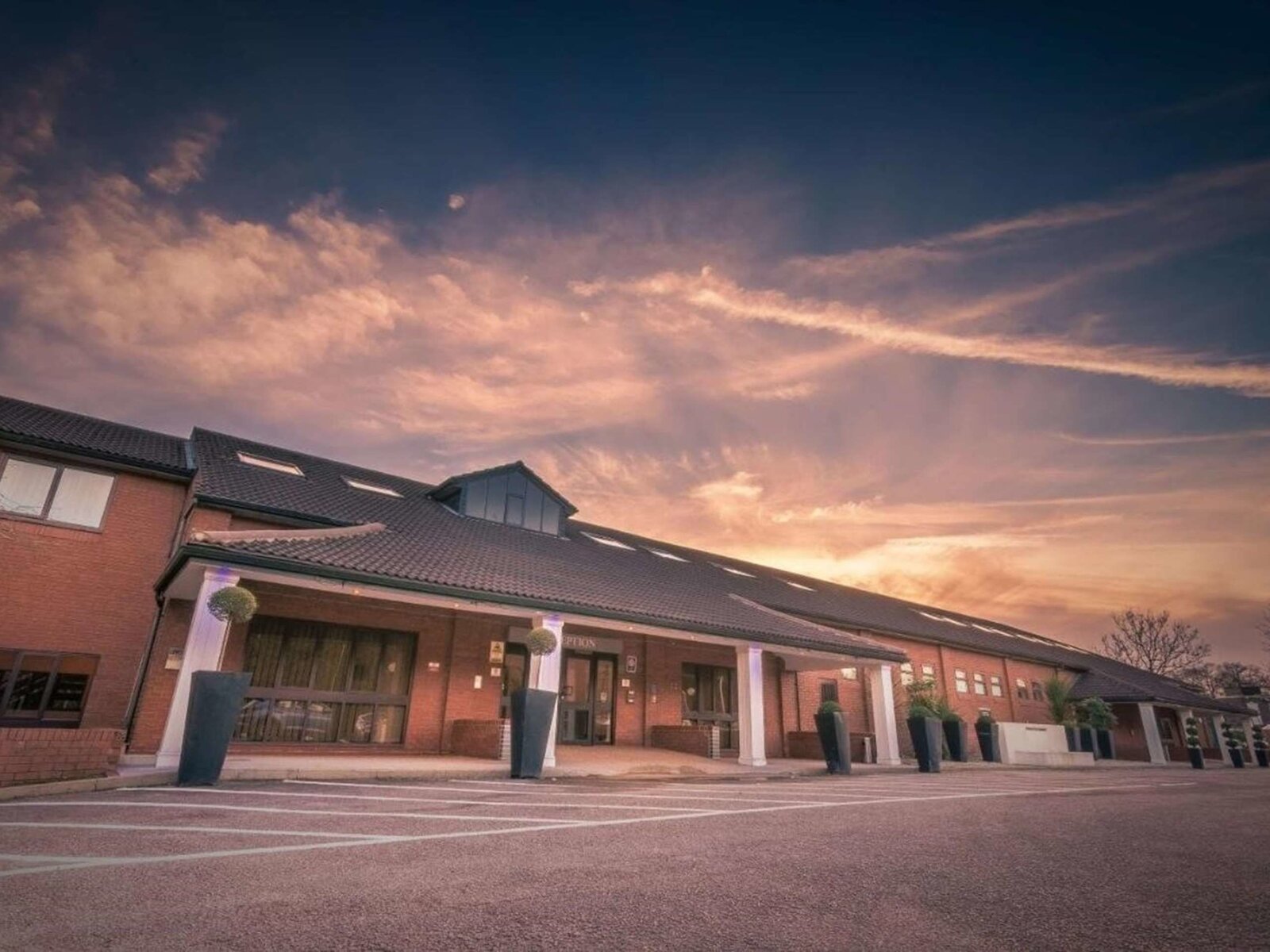 Hotel voco Rockingham Forest Corby by IHG in Corby günstig buchen bei TUI.com