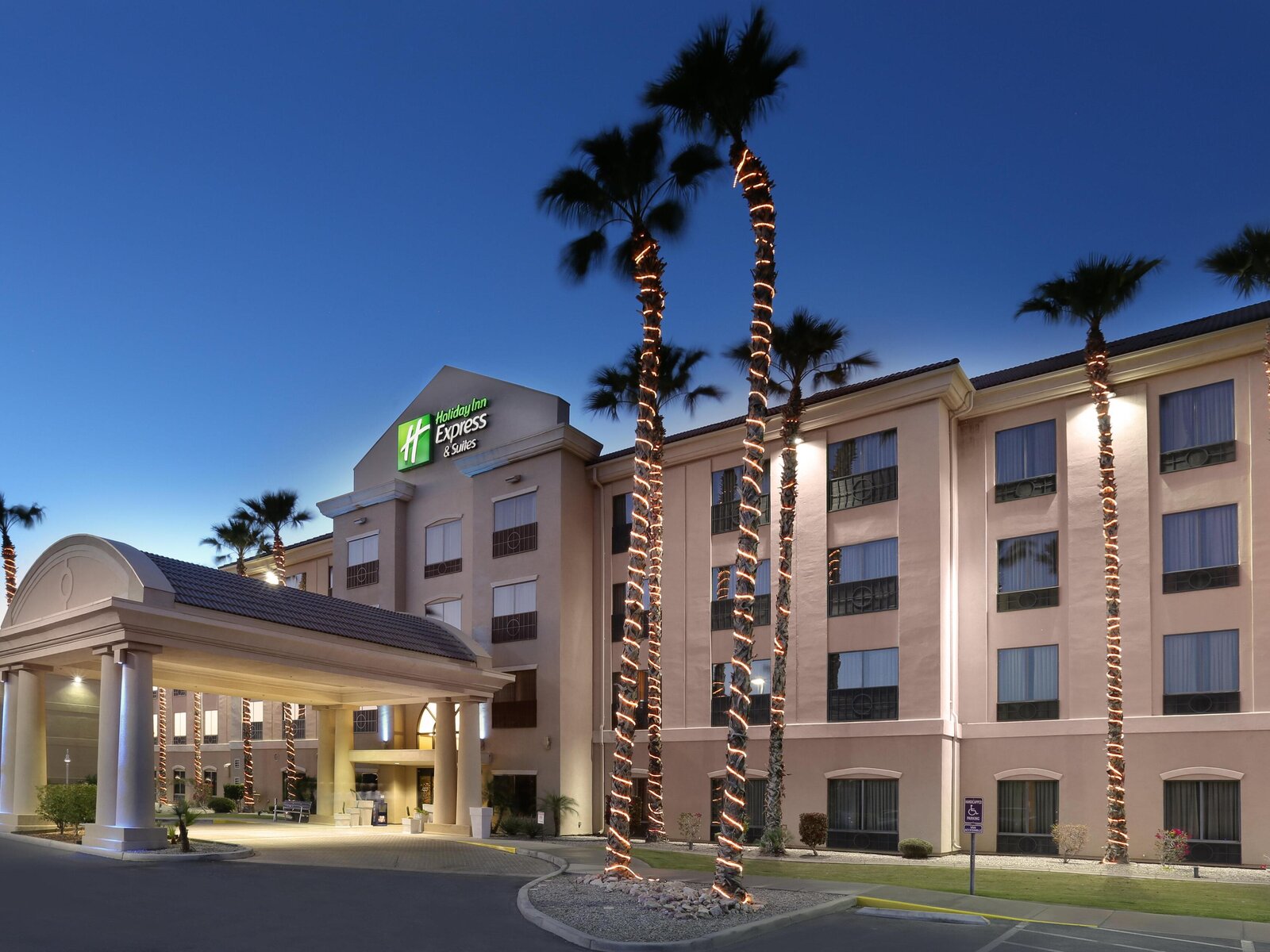 Hotel Holiday Inn Express & Suites Yuma in Yuma günstig buchen bei TUI.com