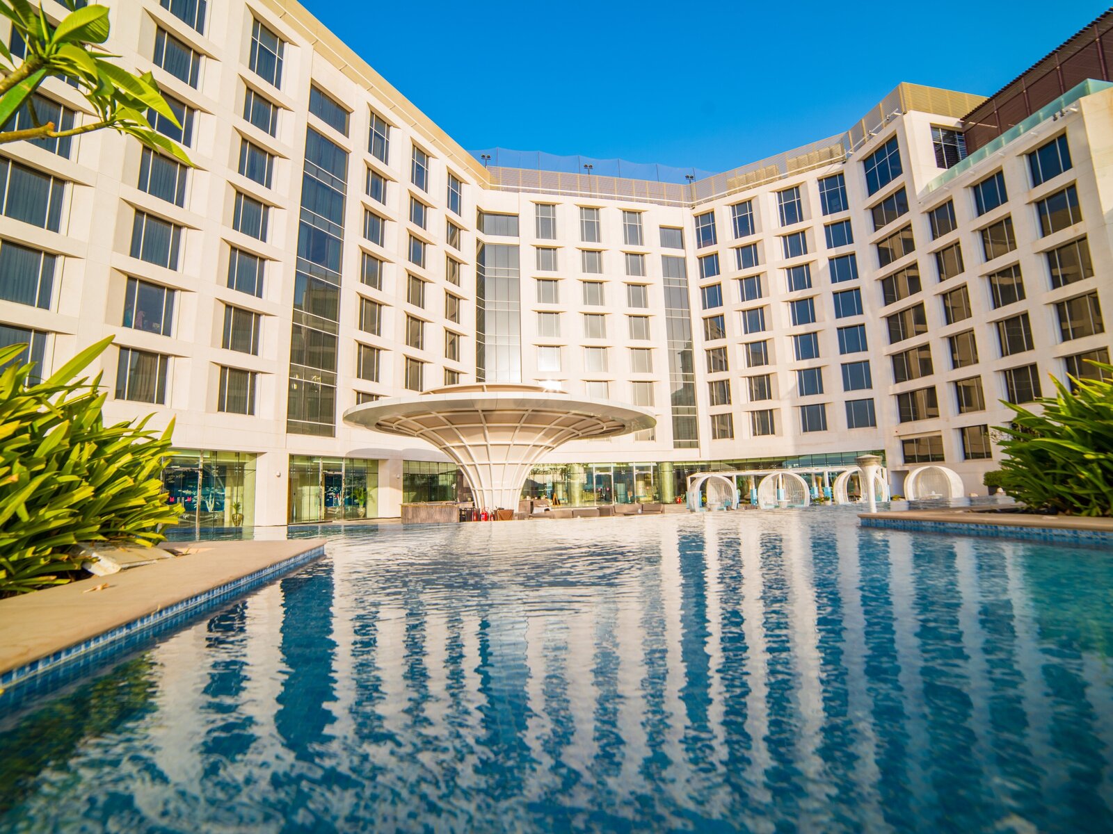 Grand Millennium Muscat - Muscat Urlaub inkl. Flug » ltur