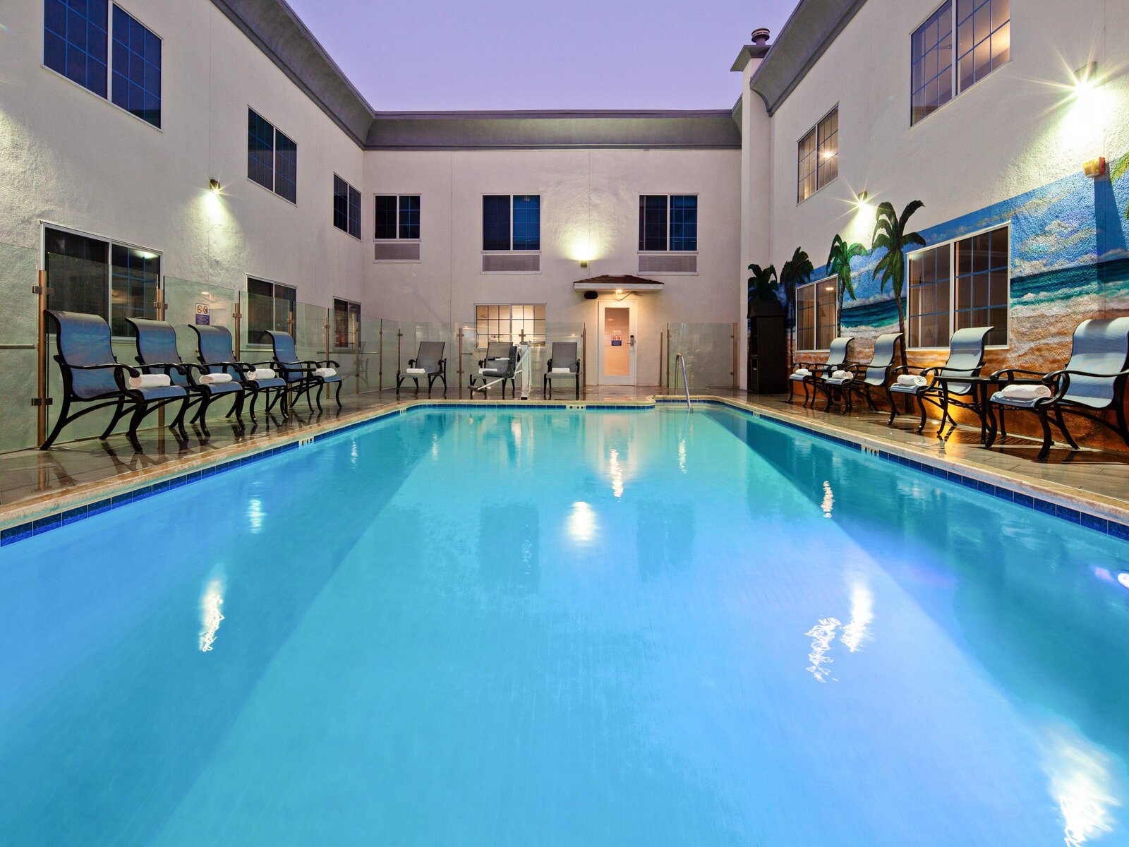 Hotel Holiday Inn Express Hollywood Walk of Fame in Hollywood günstig ...