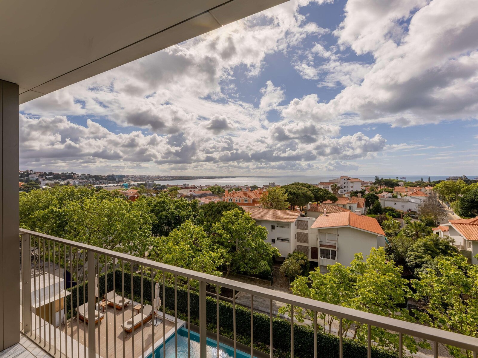 Hotel Legacy Hotel Cascais, Curio Collection by Hilton in Cascais ...