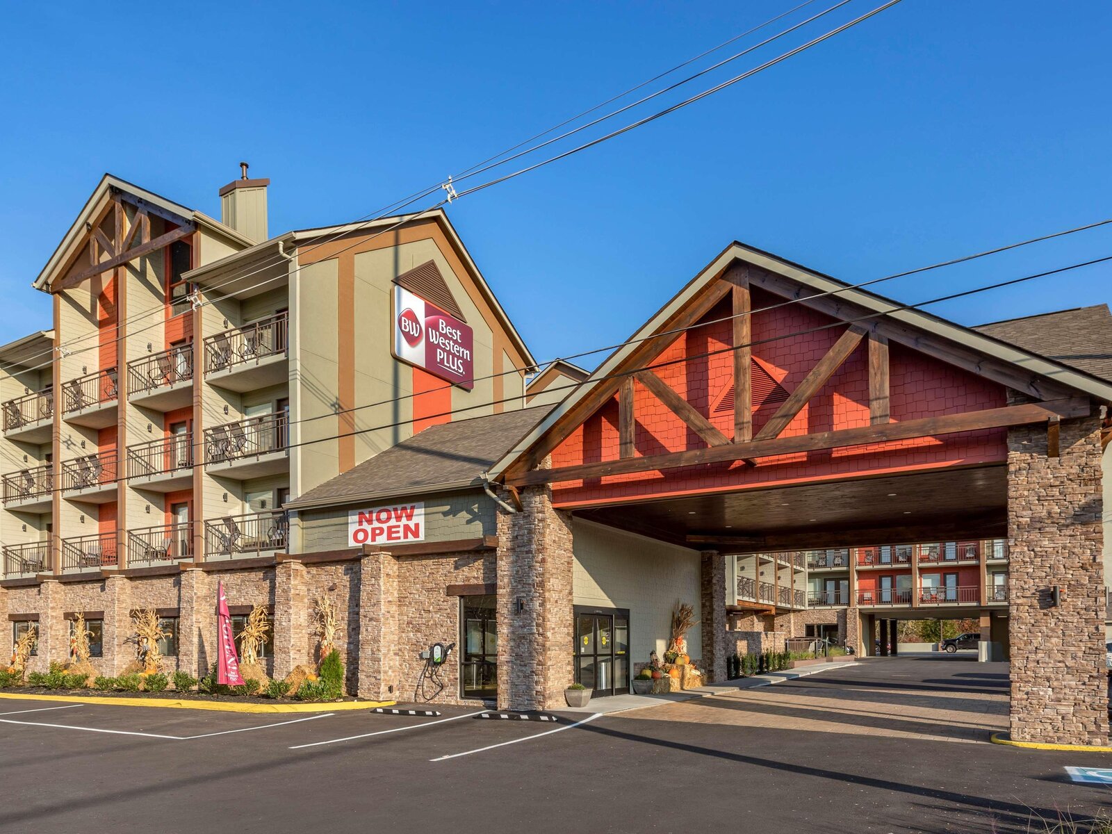 Hotel Best Western Plus Apple Valley Lodge Pigeon Forge in Pigeon Forge ...