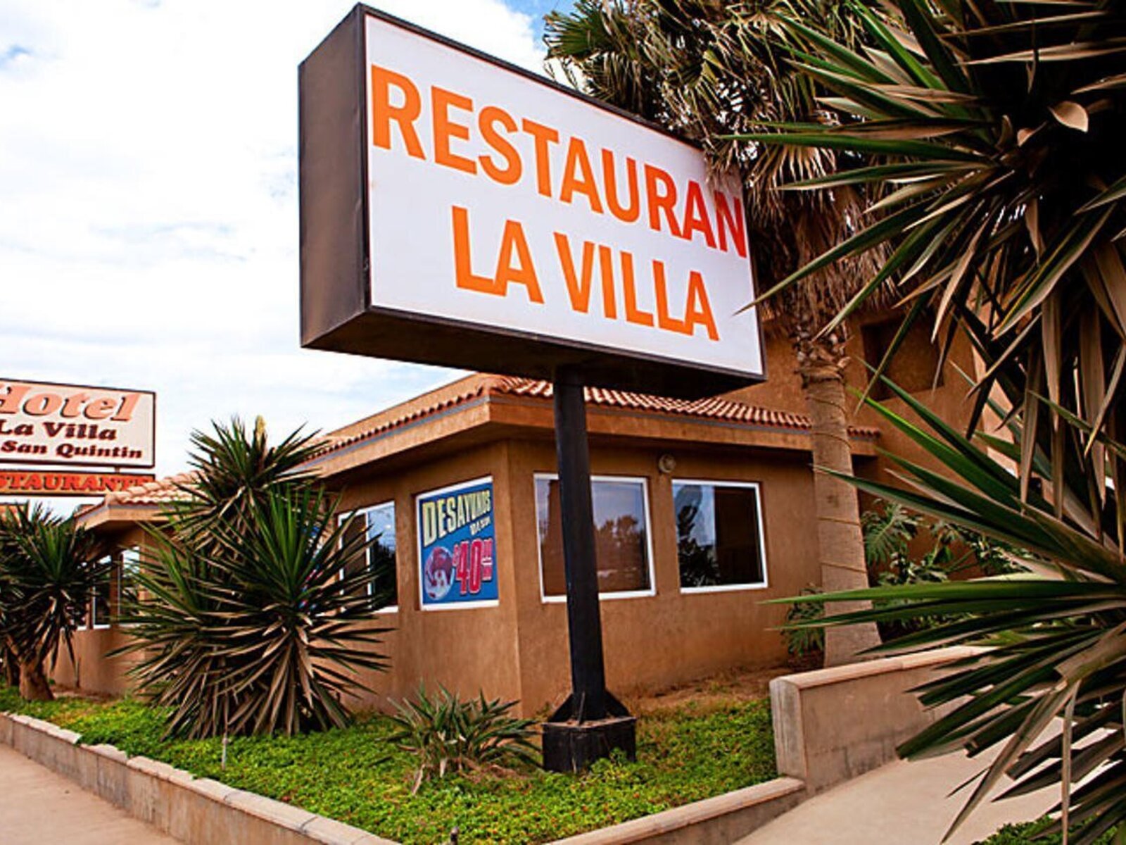 Hotel Hotel La Villa de San Quintin in San Quintin günstig buchen bei ...