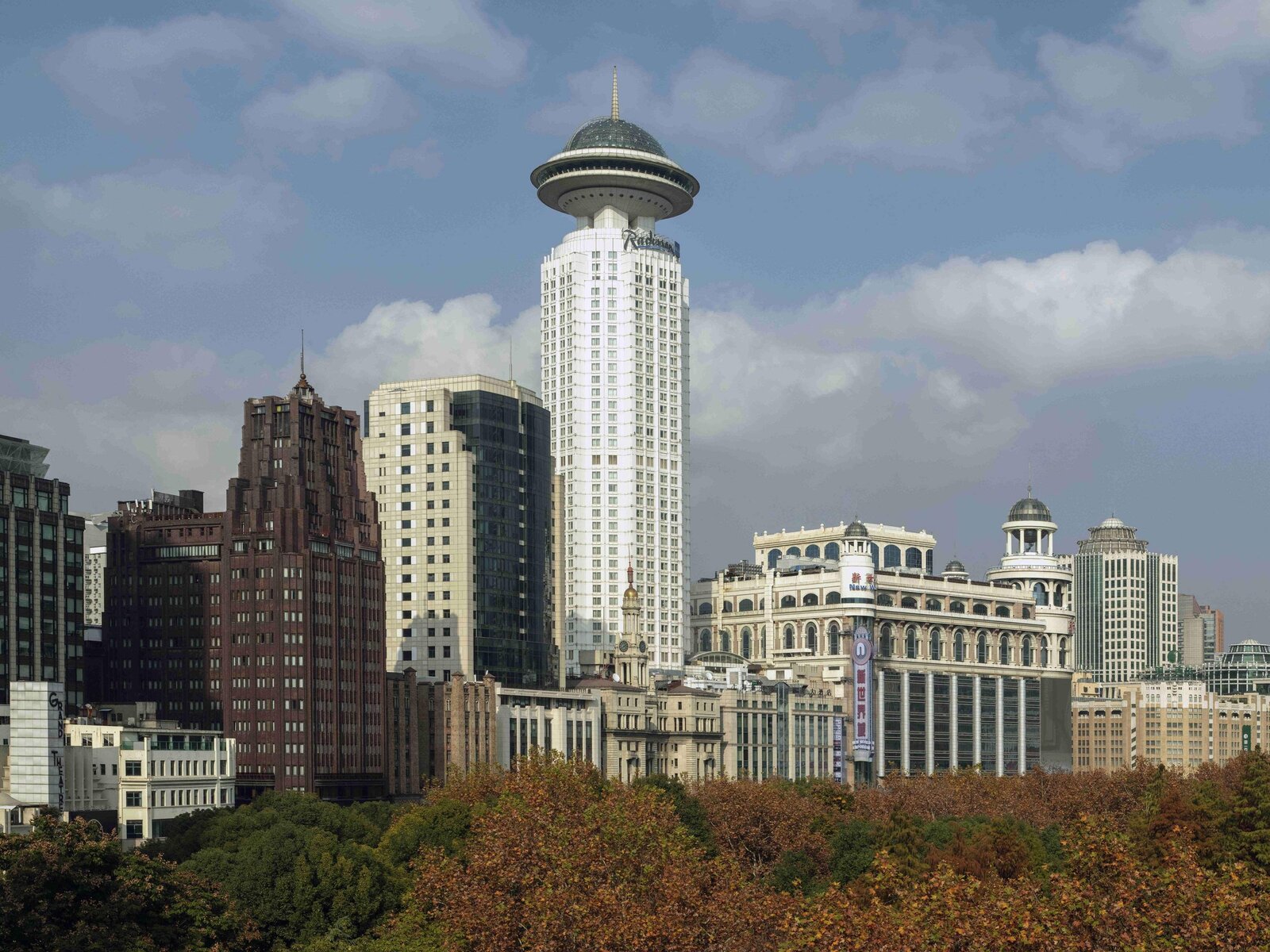 Hotel Radisson Blu Shanghai New World in Shanghai günstig buchen bei ...