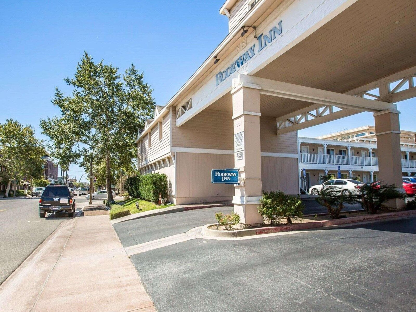 Hotel Rodeway Inn Temecula in Temecula günstig buchen bei TUI.com