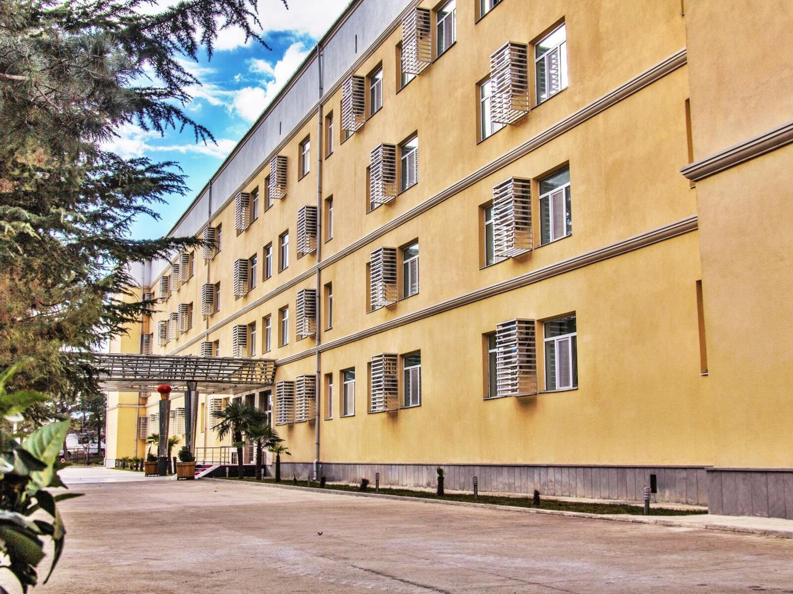Dormitory Hualing Tbilisi Hotel - Tbilissi Urlaub inkl. Flug » ltur