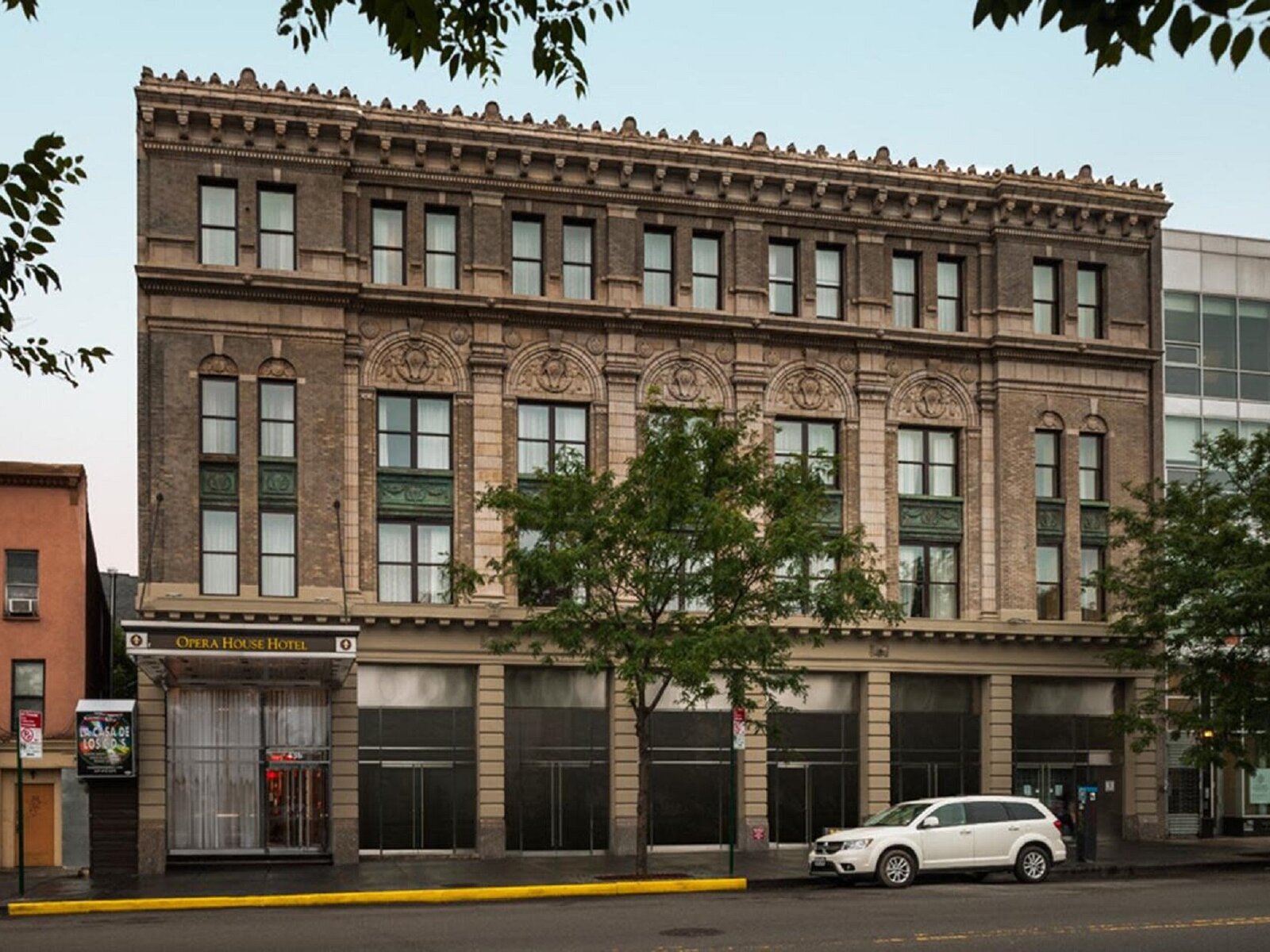 Hotel Opera House in New York Bronx günstig buchen bei TUI.ch