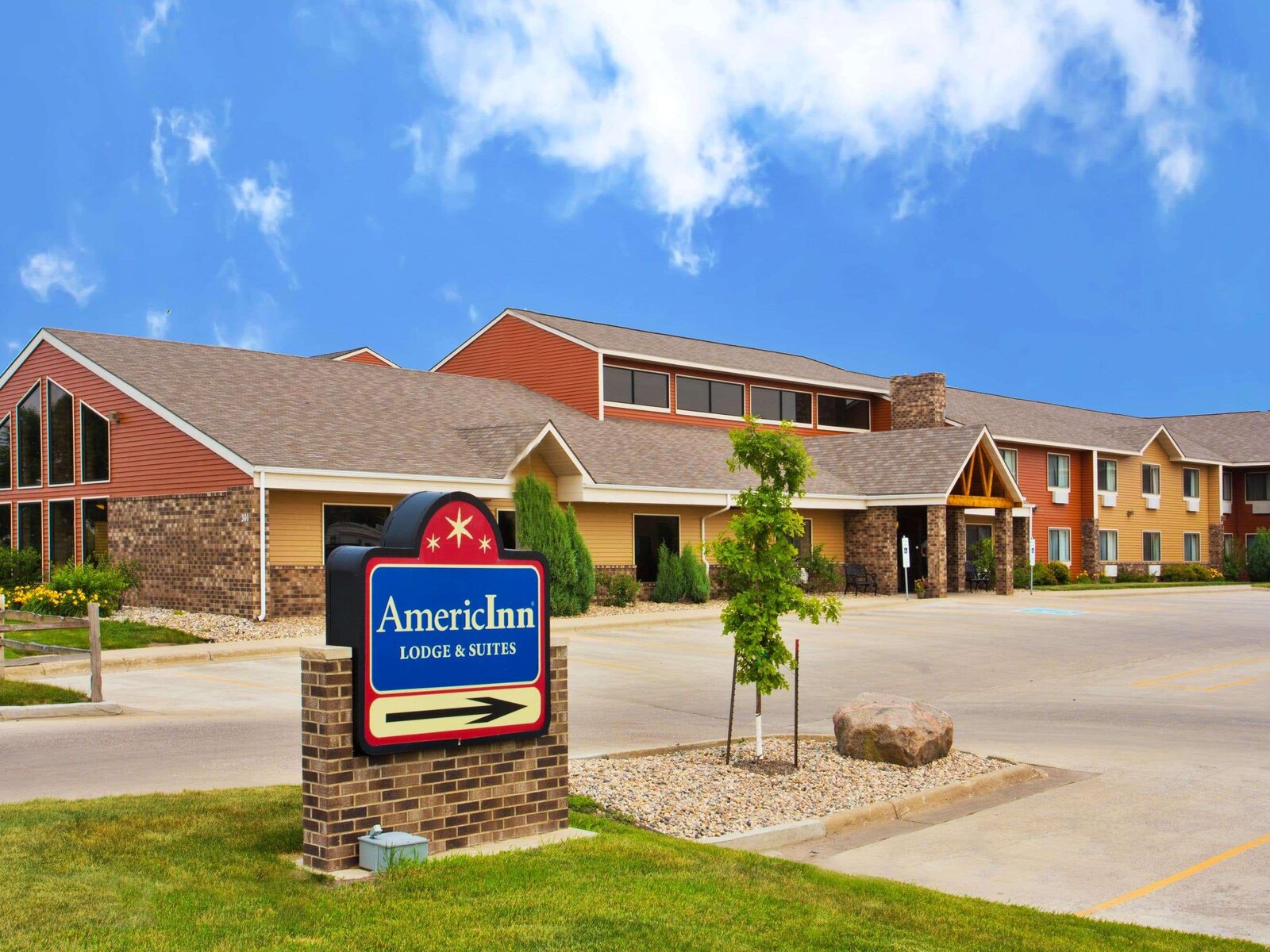 Hotel AmericInn Lodge & Suites Aberdeen-Event Center in Aberdeen ...