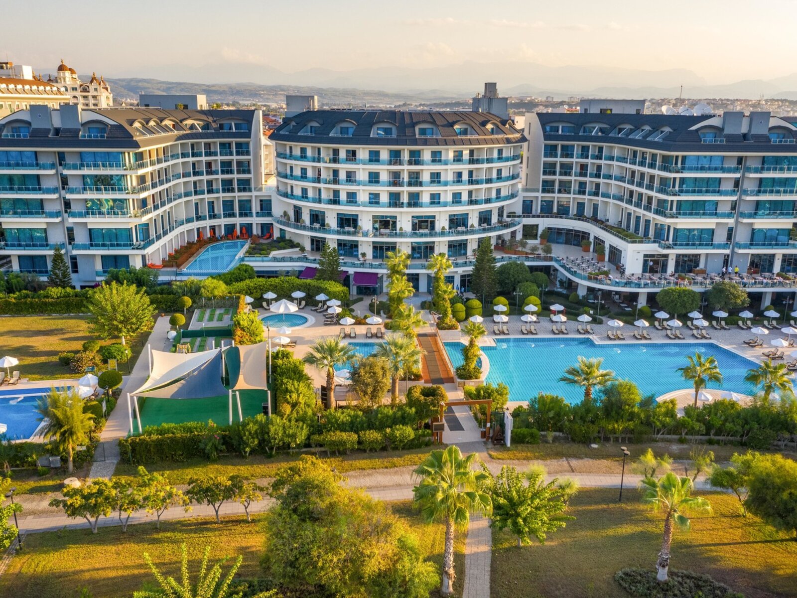 Hotel Hotel Commodore Elite Suites Spa in Side-Kumköy günstig buchen ...