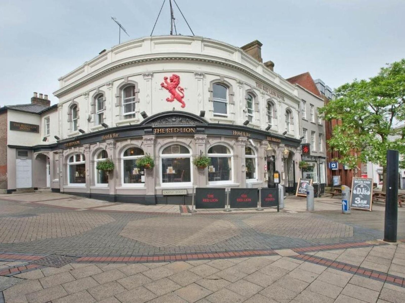 Hotel The Red Lion Hotel in Luton günstig buchen bei TUI.com