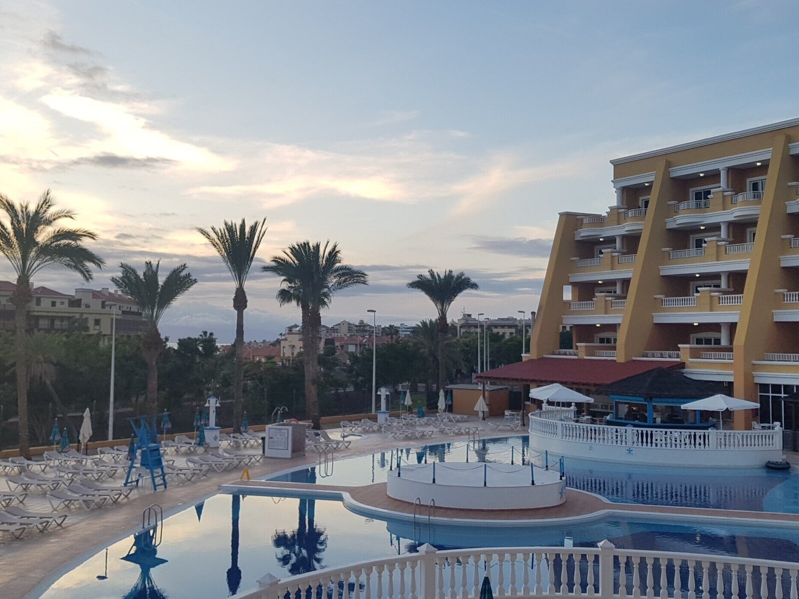 Hotel Hotel Chatur Playa Real Resort in Costa Adeje günstig buchen bei ...