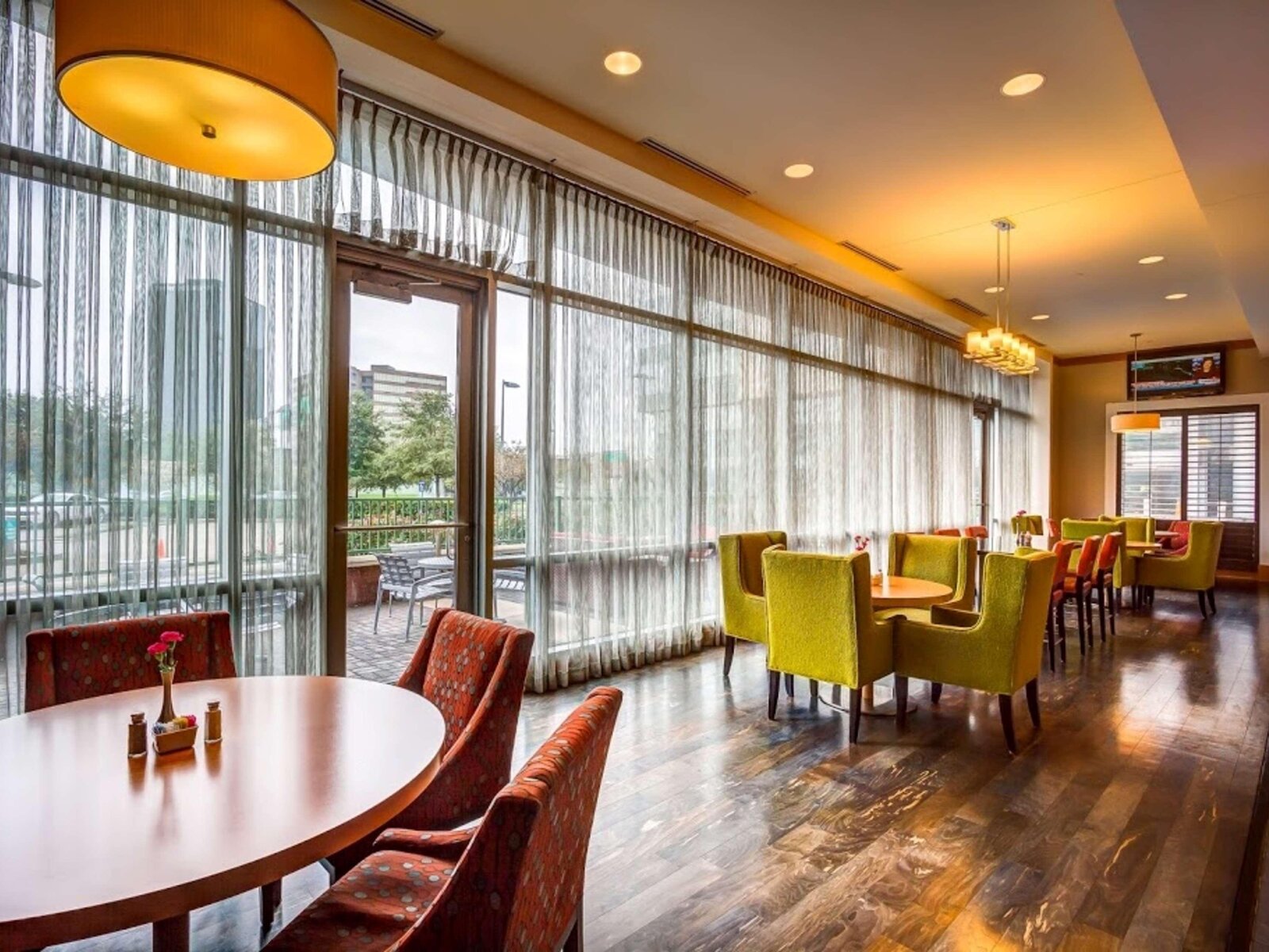 Hotel Embassy Suites Houston - Energy Corridor in Houston günstig ...