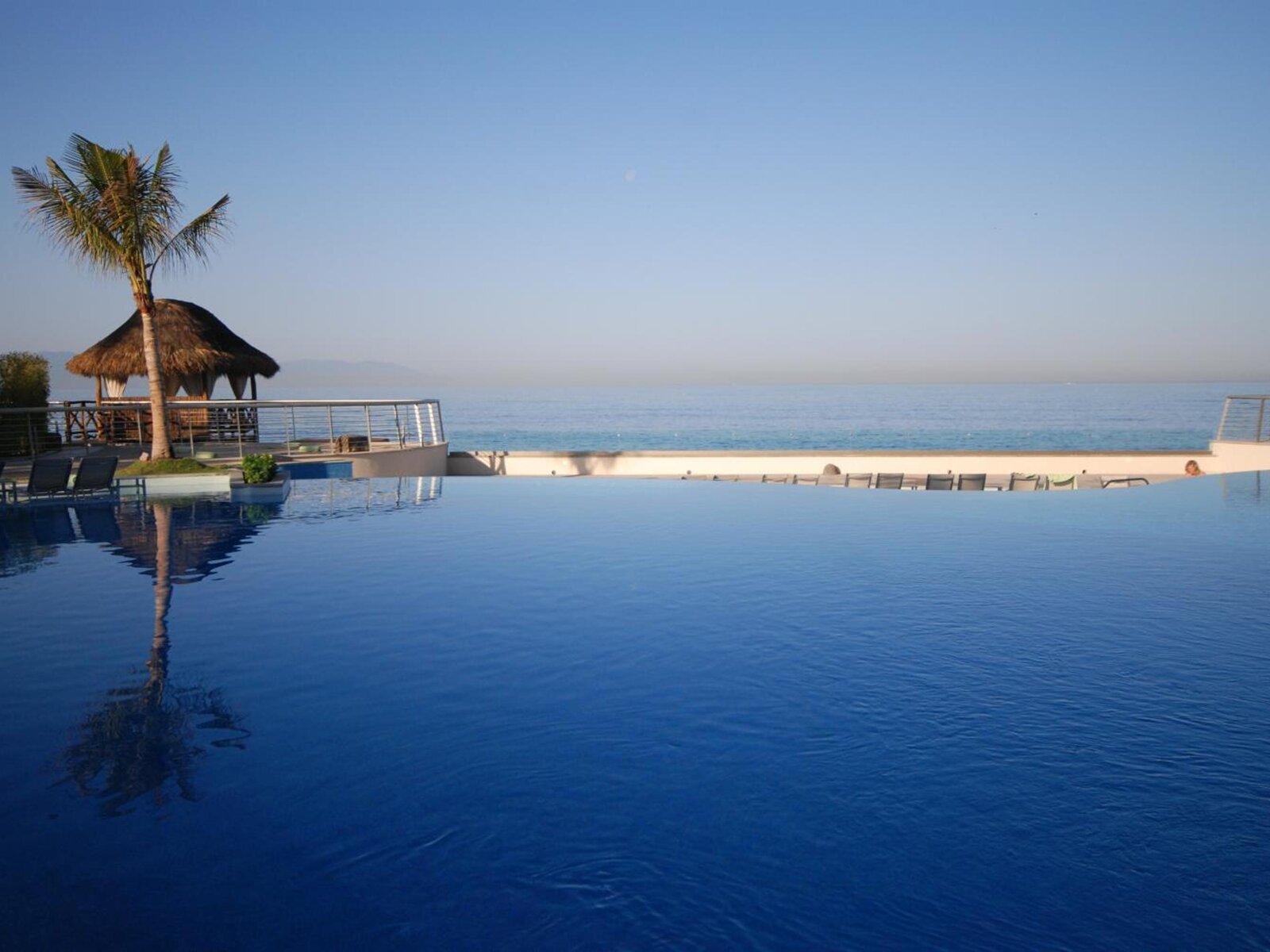 Hotel Sunset Plaza Beach Resort in Puerto Vallarta günstig buchen bei ...