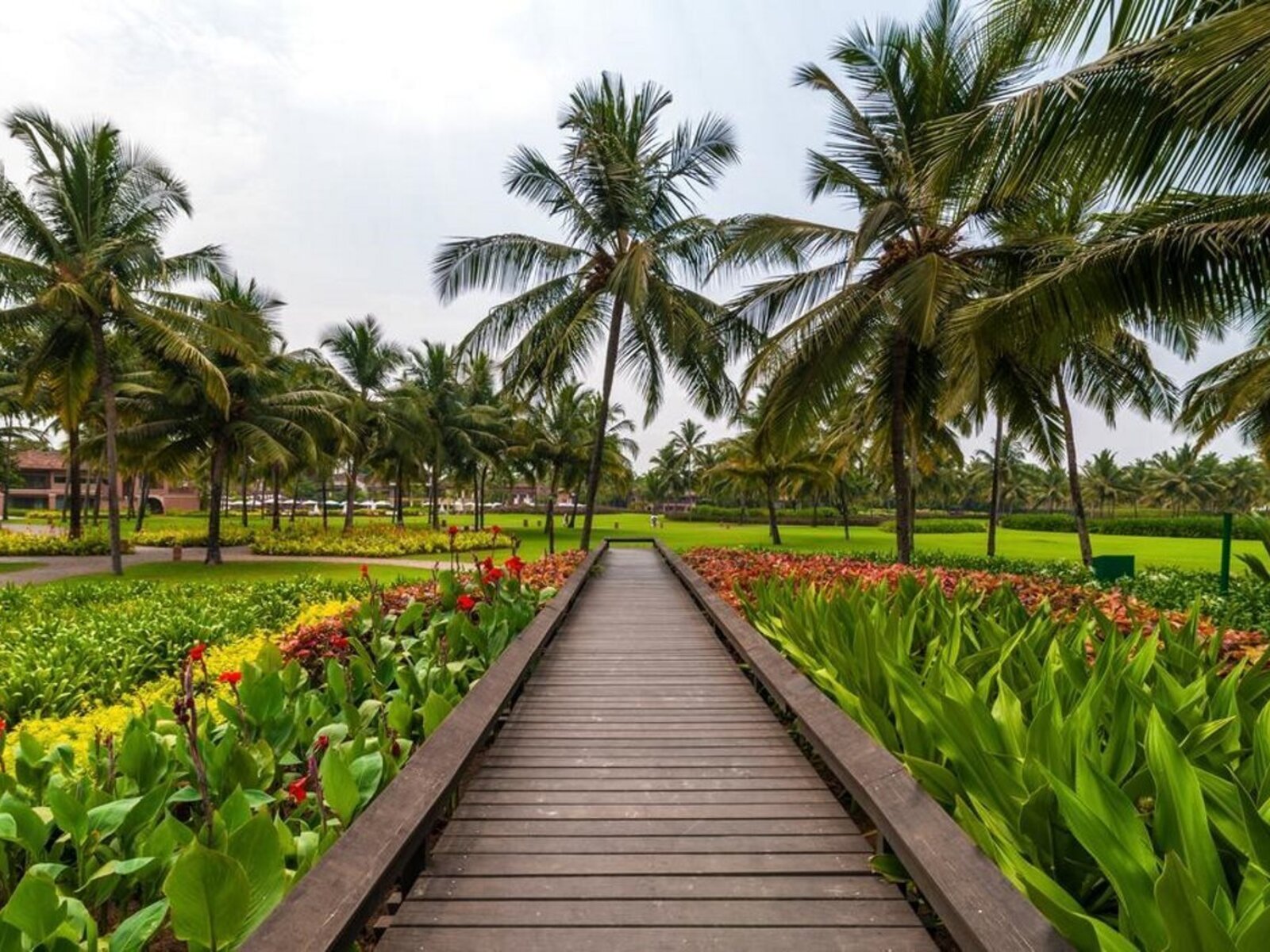 Hotel ITC Grand Goa, a Luxury Collection Resort & Spa in Arossim Beach ...