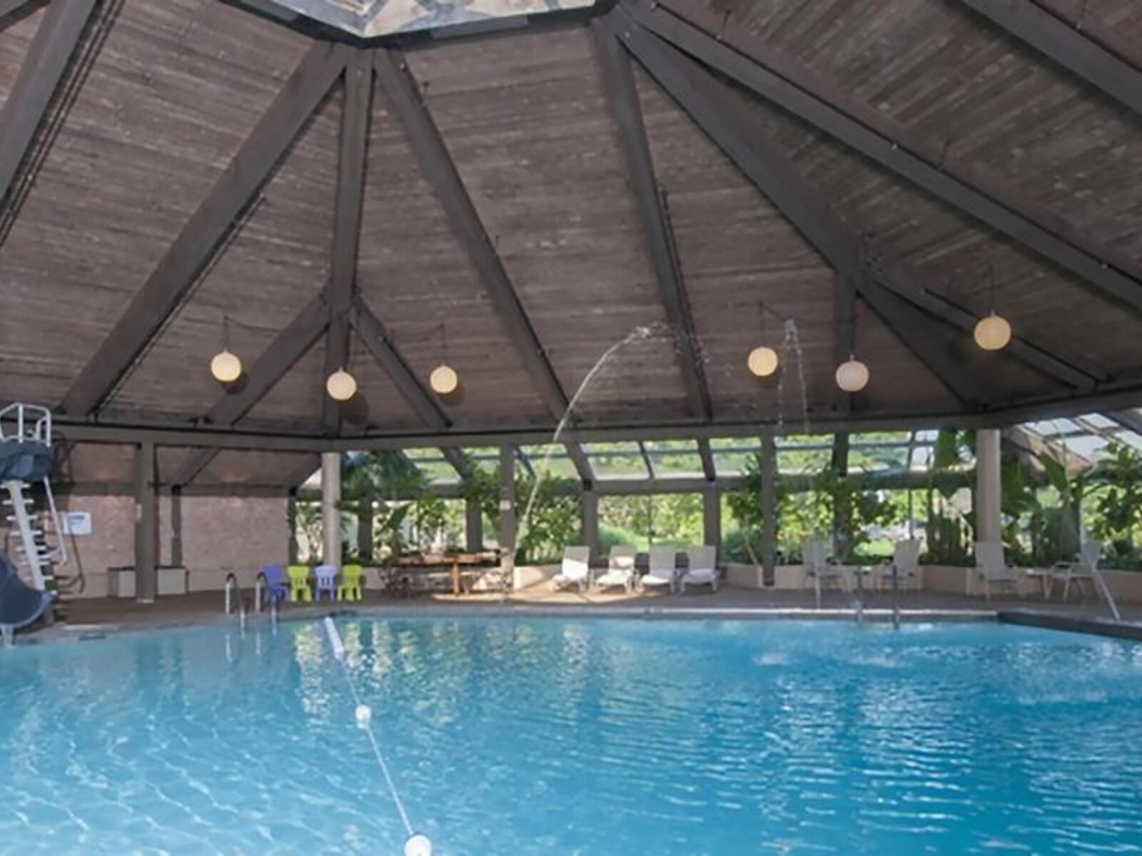 Hotel Hilton Chicago Indian Lakes Resort in Chicago günstig buchen bei ...
