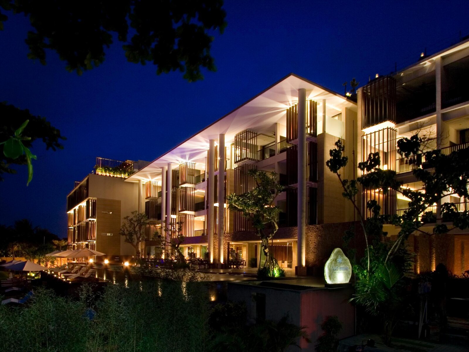 Hotel Grand Seminyak – Lifestyle Boutique Bali Resort in Seminyak ...