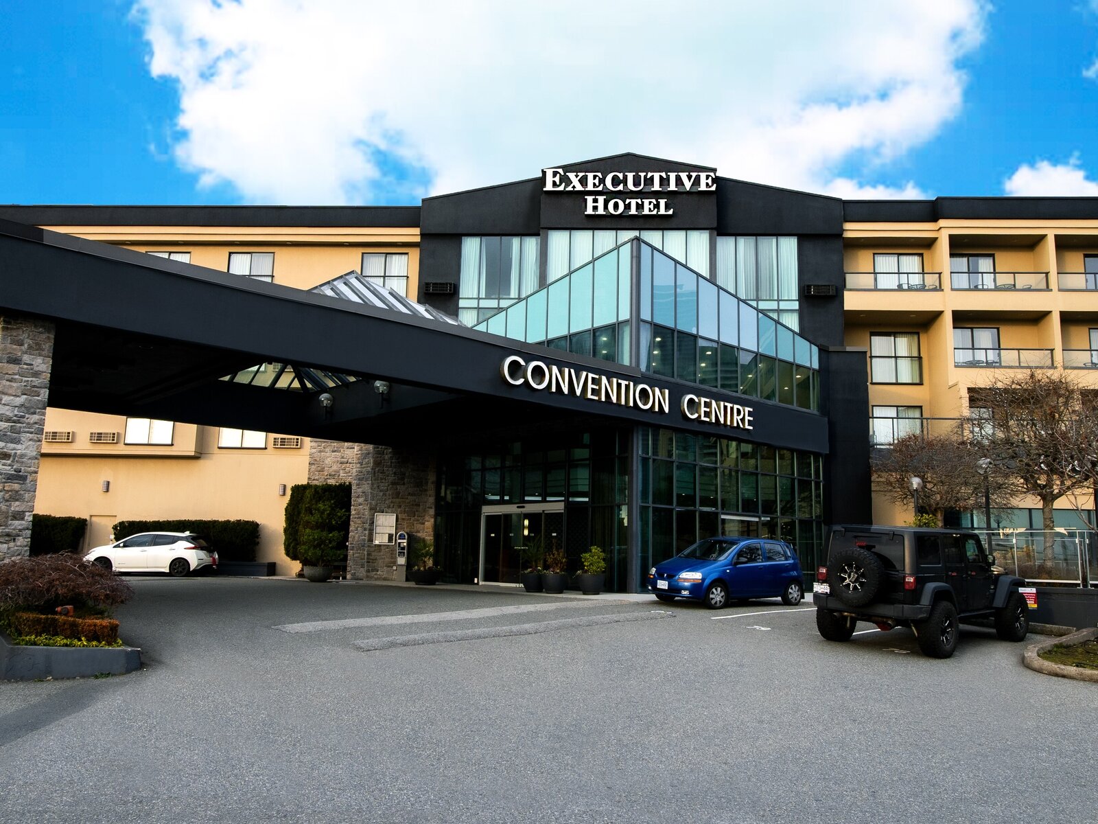 Hotel Executive Suites Hotel and Conference Center - Burnaby in Burnaby ...