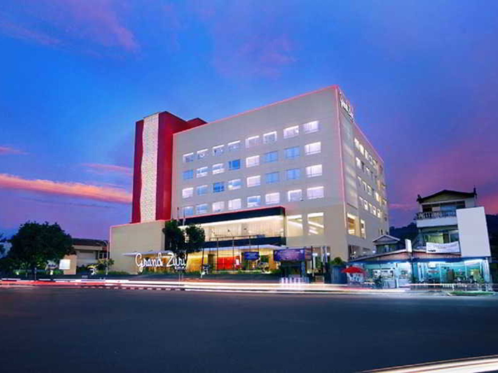 Hotel The ZHM Premiere Padang in Padang günstig buchen bei TUI.com