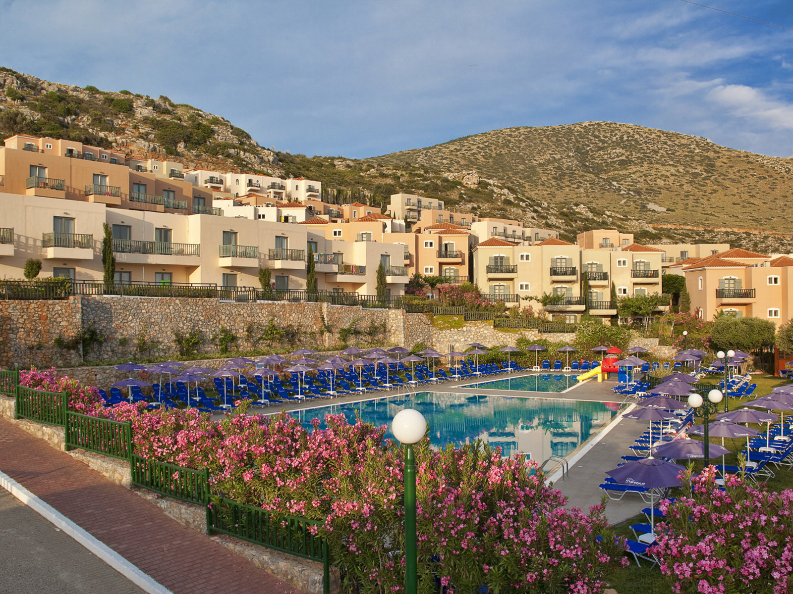 Hotel The Village Resort in Chersonissos günstig buchen bei TUI.com