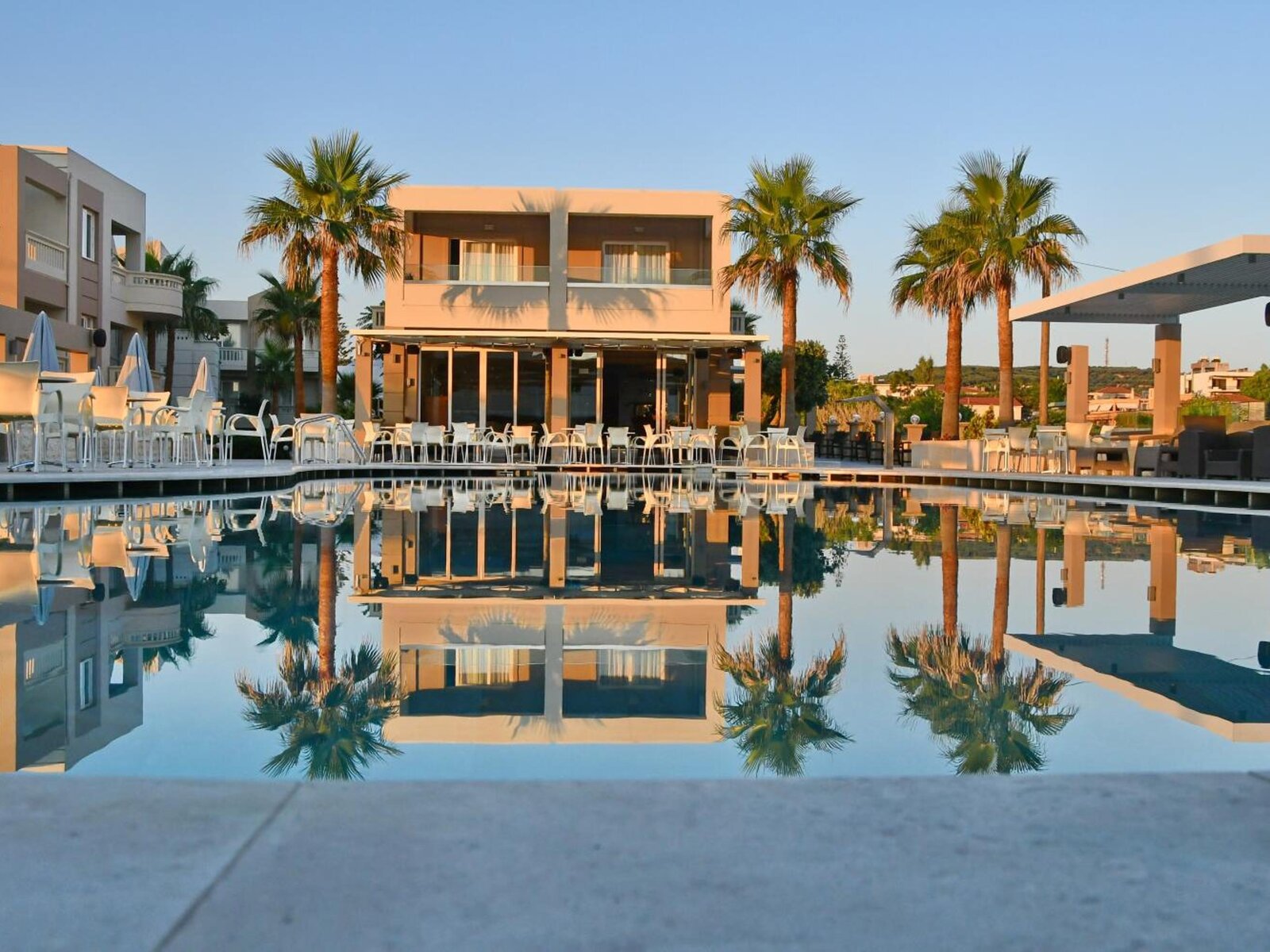 Castro Beach Hotel ★★★ - Maleme Urlaub inkl. Flug » ltur