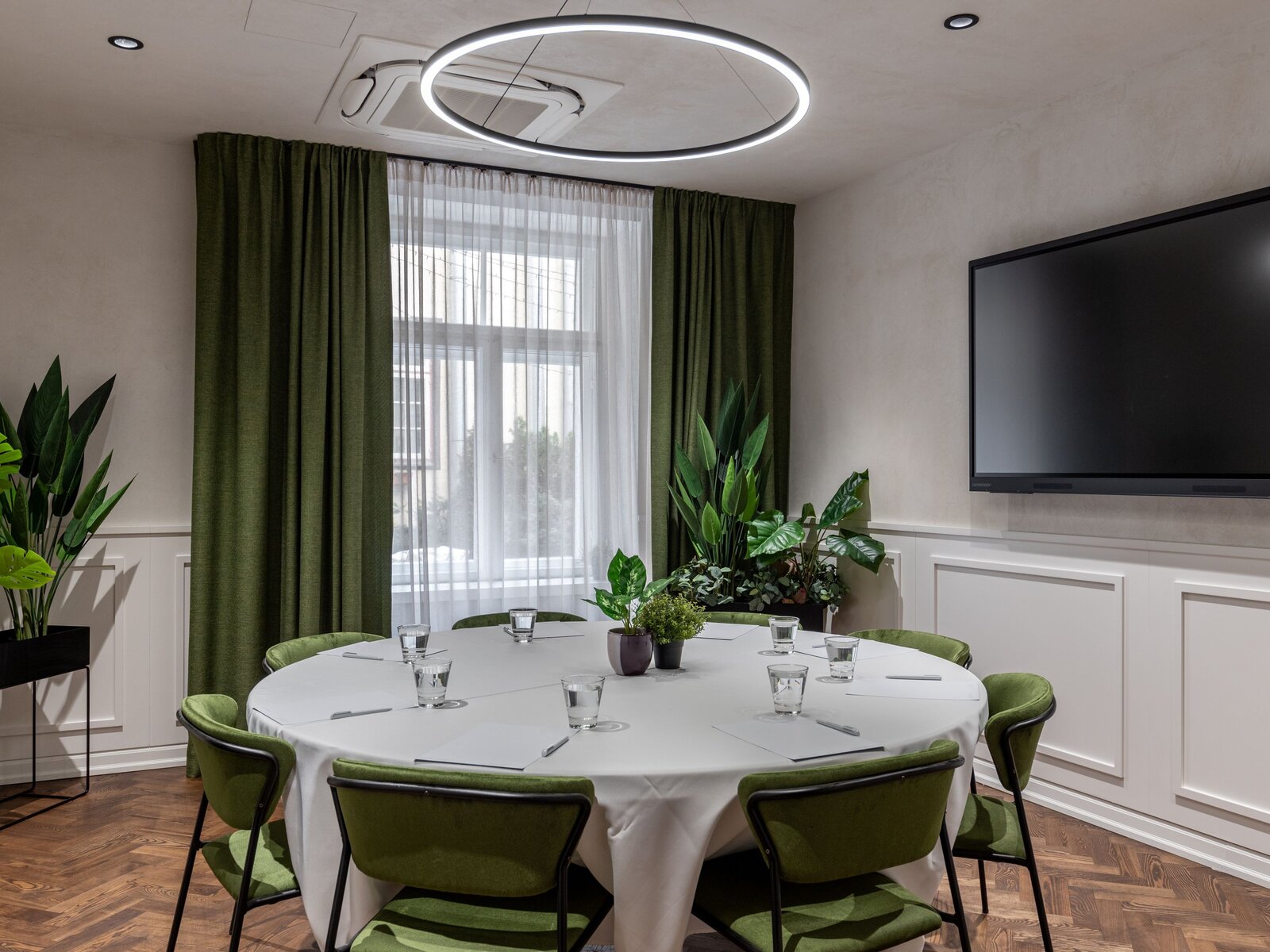 Hotel Konventa Seta Hotel Keystone Collection in Riga günstig buchen ...