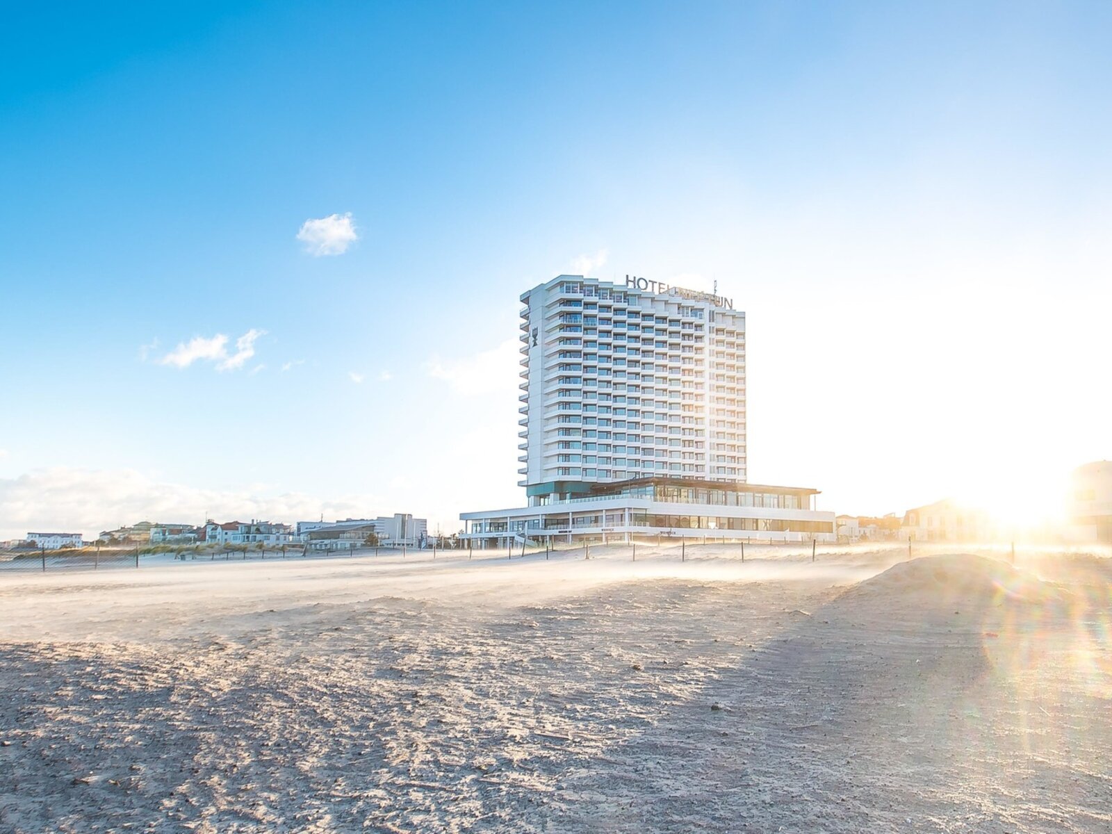 Hotel Neptun ★★★★★ - Warnemünde Urlaub inkl. Flug » ltur