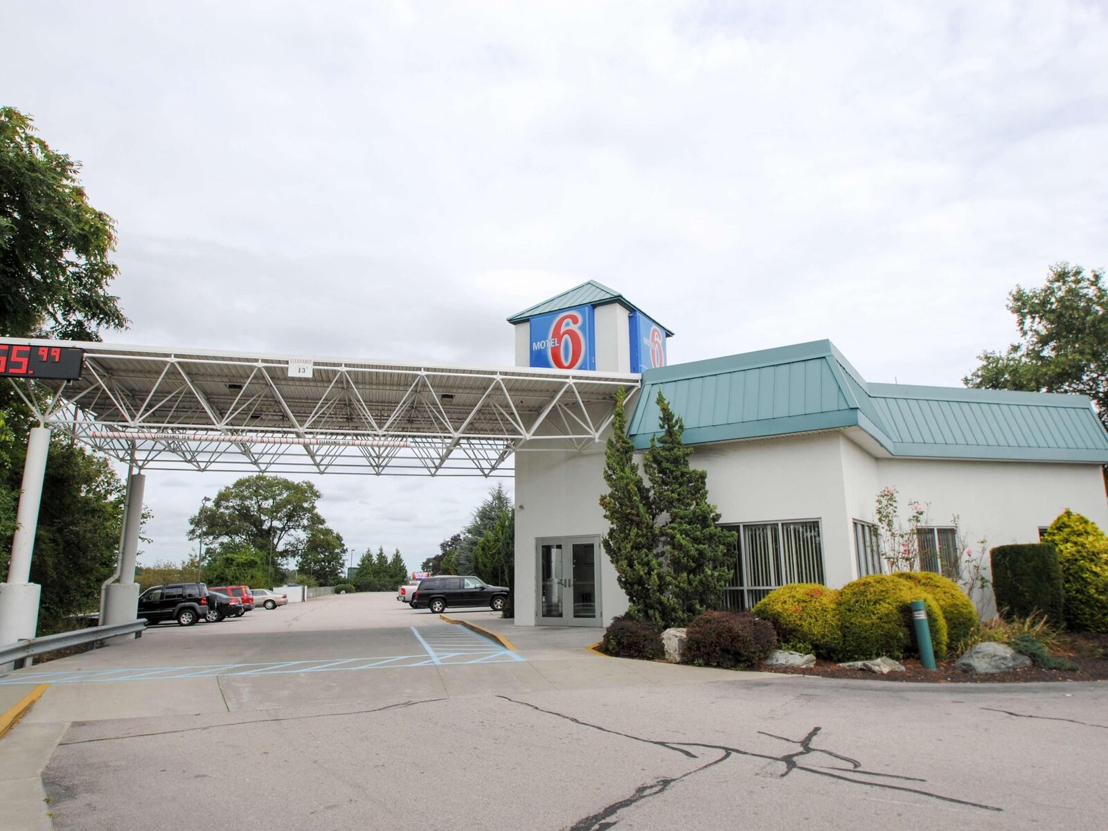 Hotel Motel 6 Warwick RI Providence Airport I-95 in Warwick günstig ...