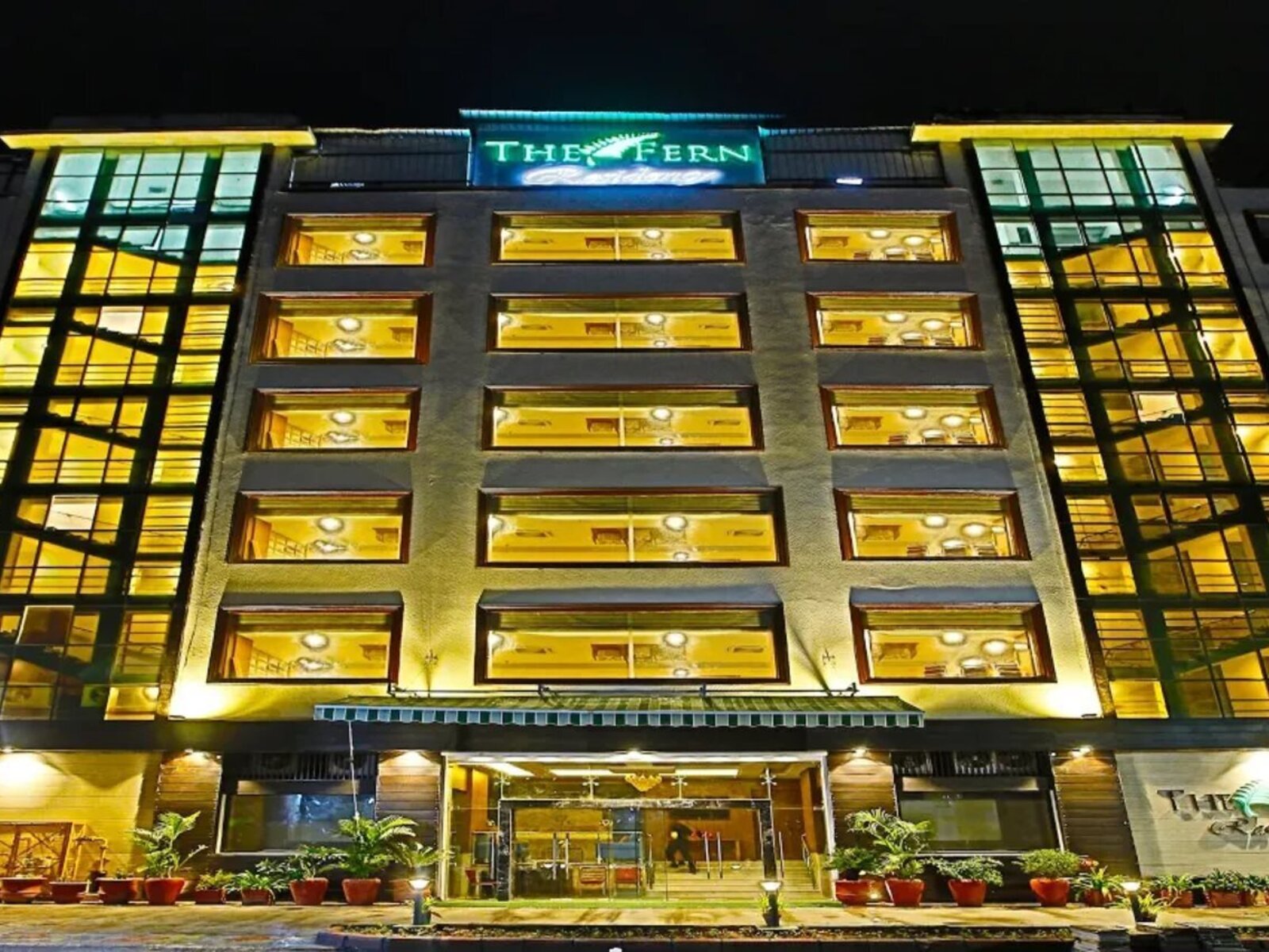 Hotel The Fern Residency Noida in Noida günstig buchen bei TUI.com