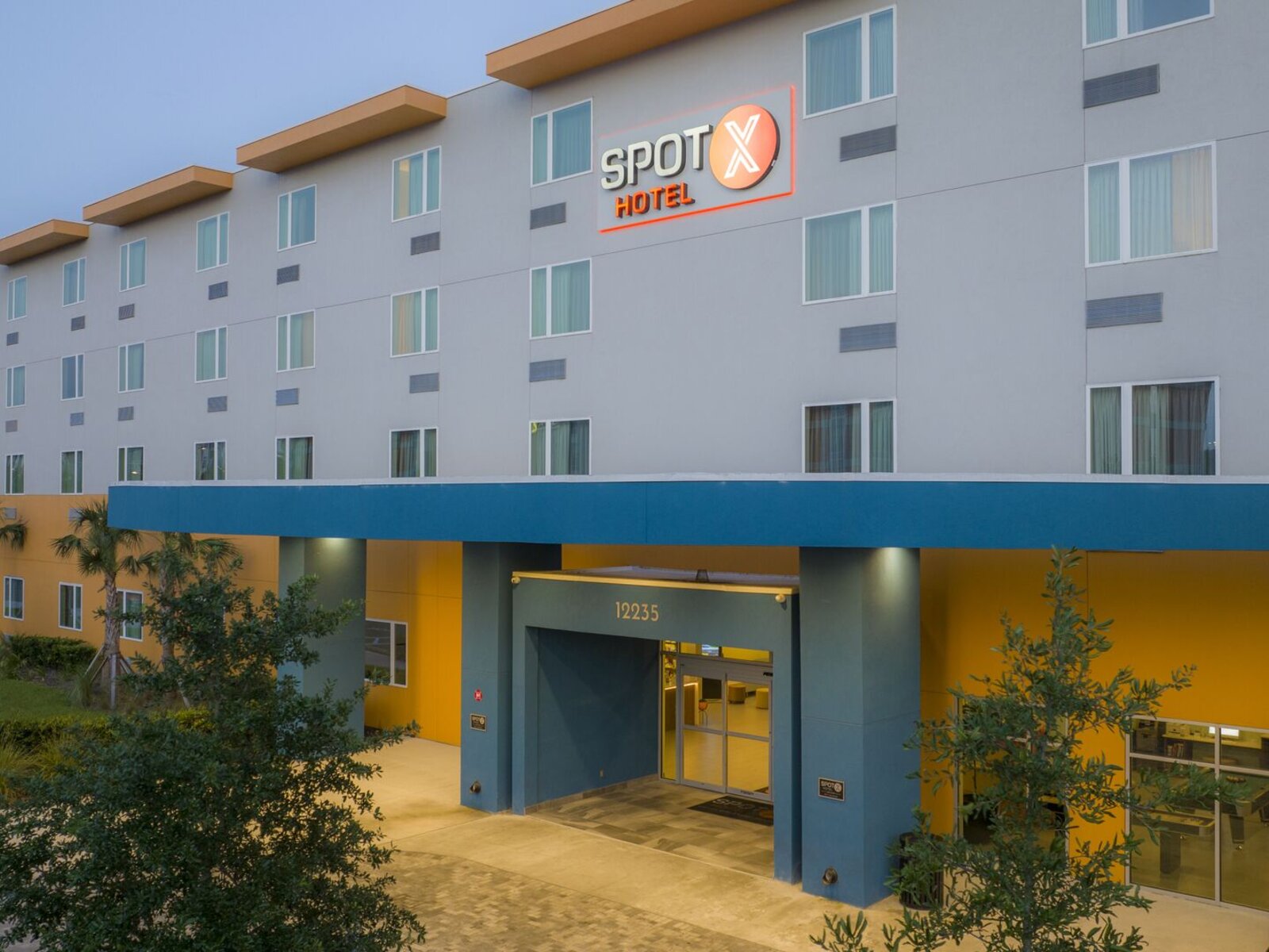 Hotel SPOT X Hotel Orlando/Intl Dr by The Red Collection in Orlando ...