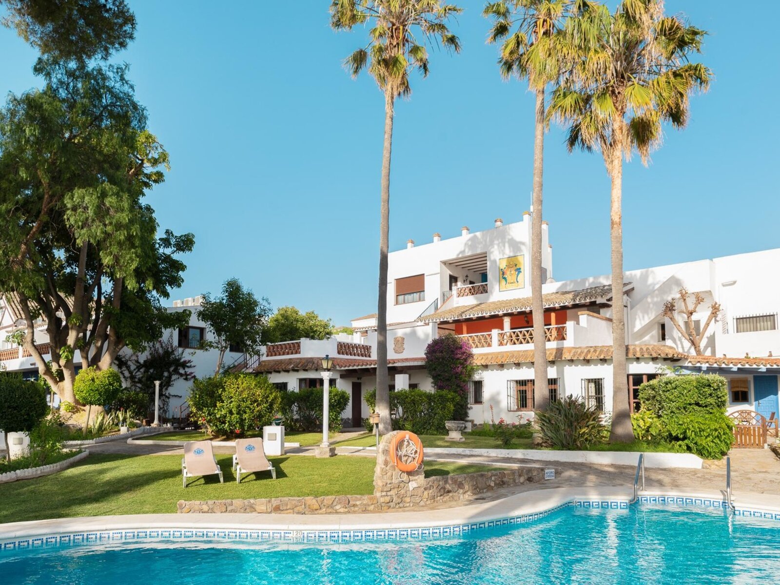 Hotel Cortijo Fontanilla Apartamentos in Conil de la Frontera günstig ...