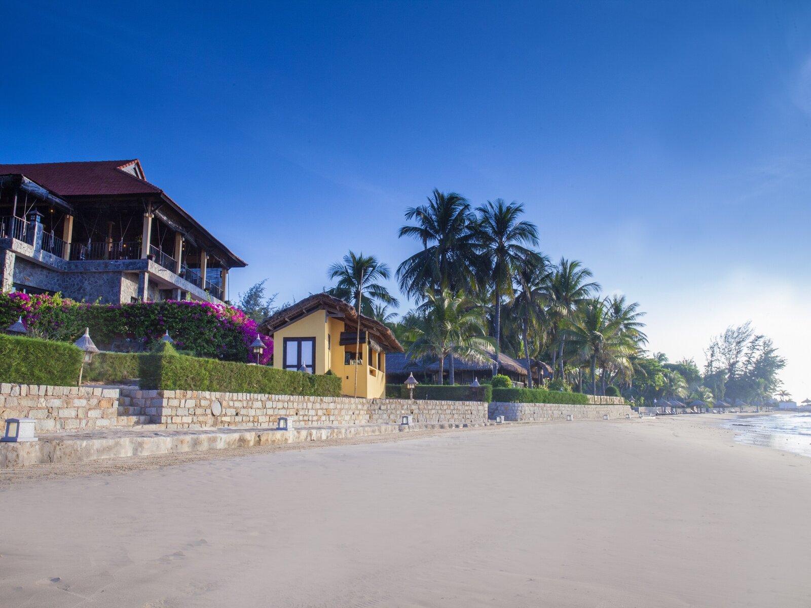 Hotel Victoria PhanThiet Beach Resort & Spa in Mui Ne - Phan Thiet ...