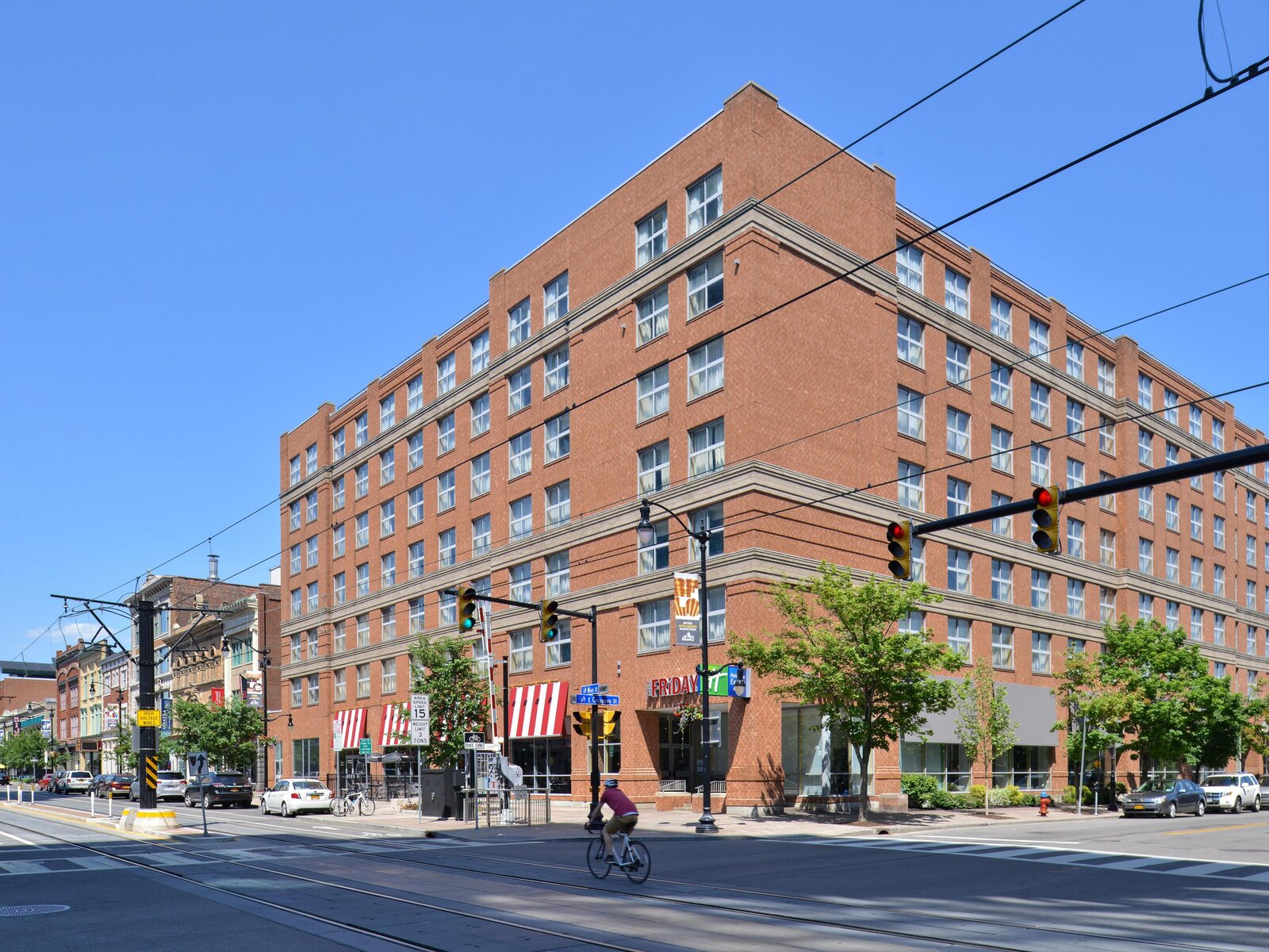 Hotel Holiday Inn Express & Suites Buffalo Downtown in Buffalo günstig ...