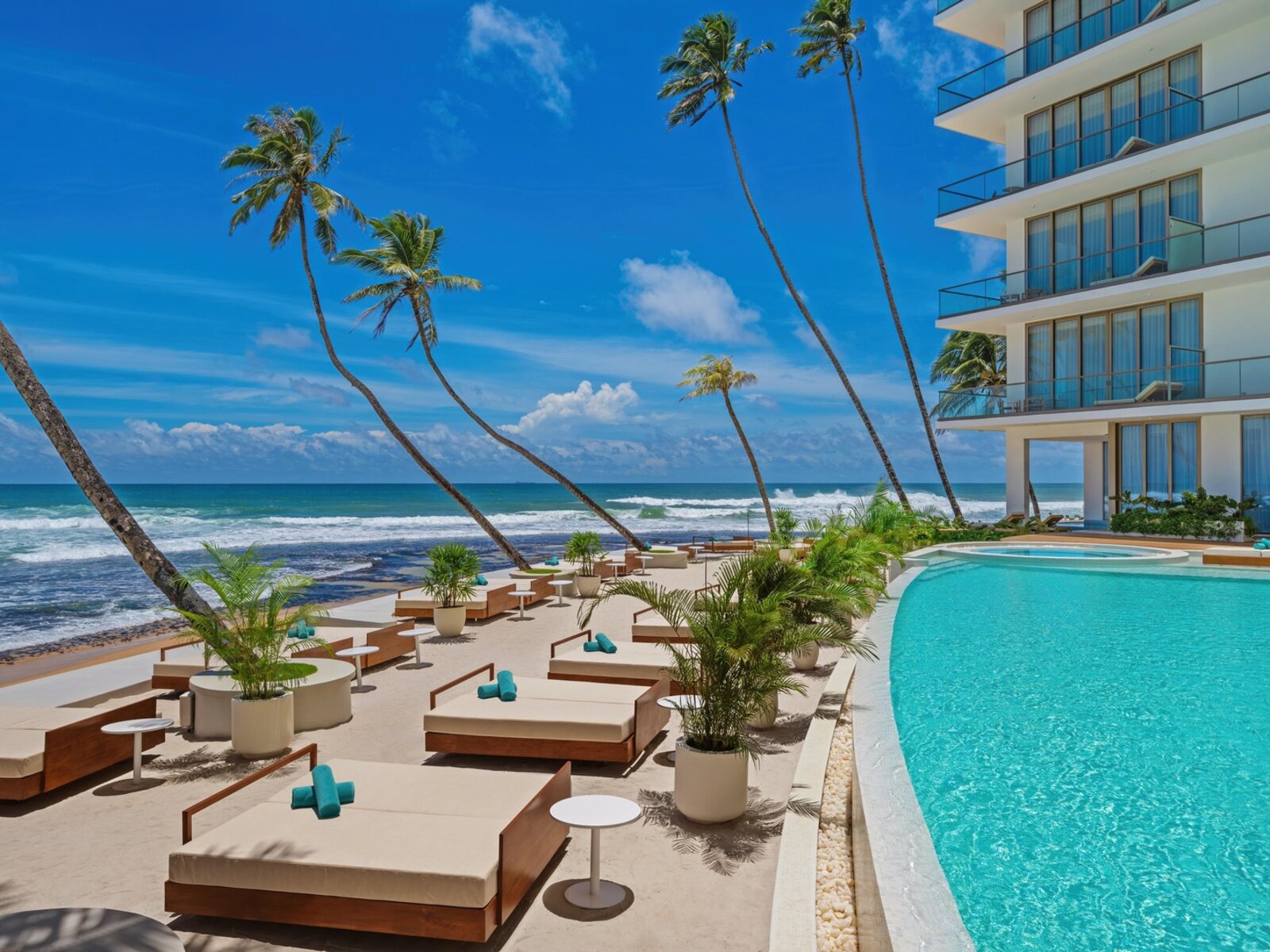 Hotel Radisson Collection Resort in Talpe günstig buchen bei TUI.com