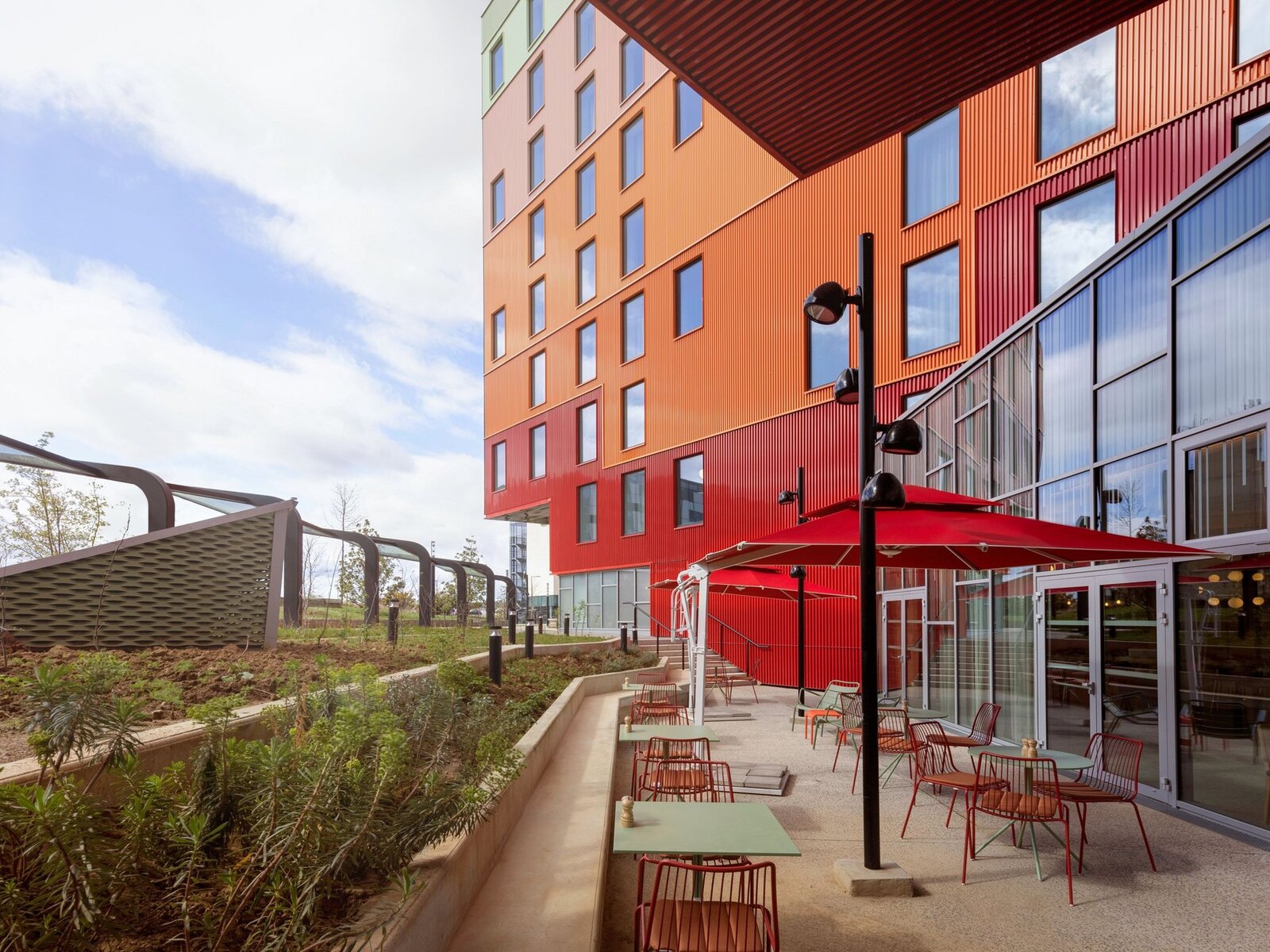 Courtyard Paris Charles de Gaulle Airport » ltur
