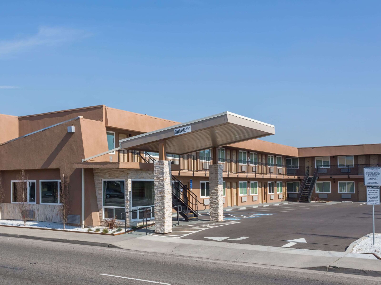 Days Inn by Wyndham Yosemite Area - Fresno Urlaub inkl. Flug » ltur