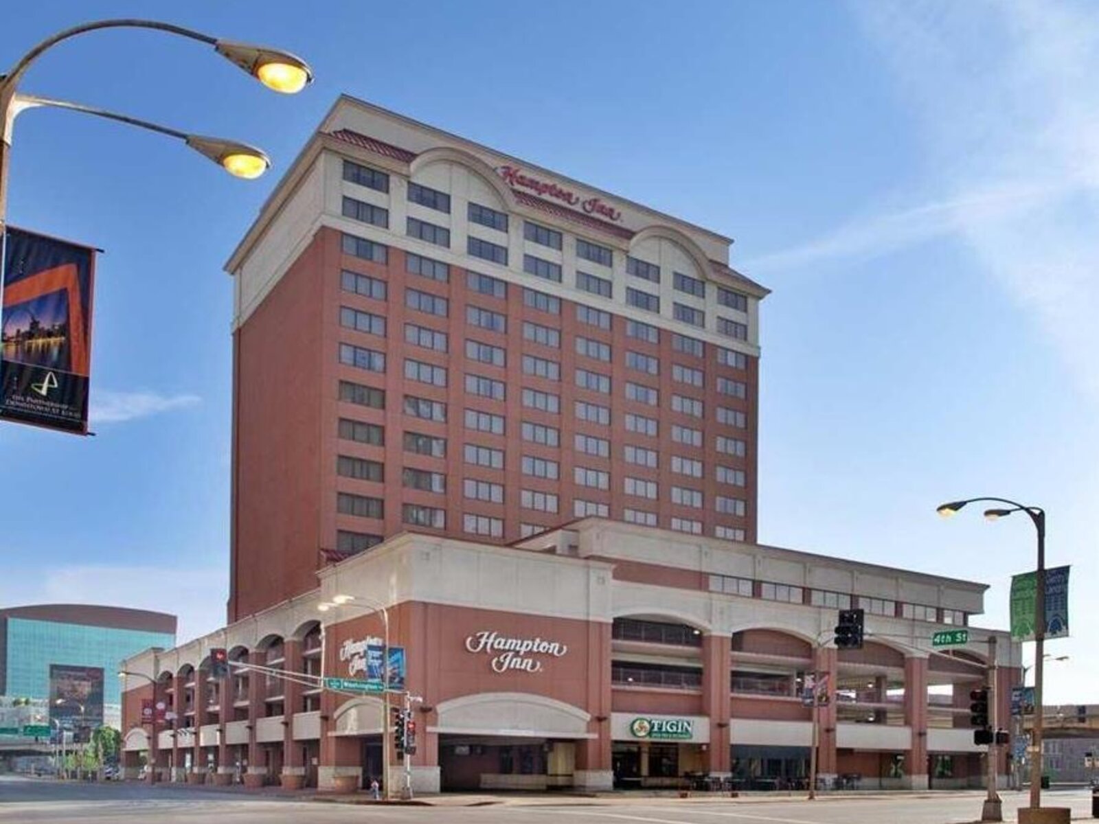 Hotel Hampton Inn St. Louis-Downtown (At the Gateway Arch) in St. Louis ...
