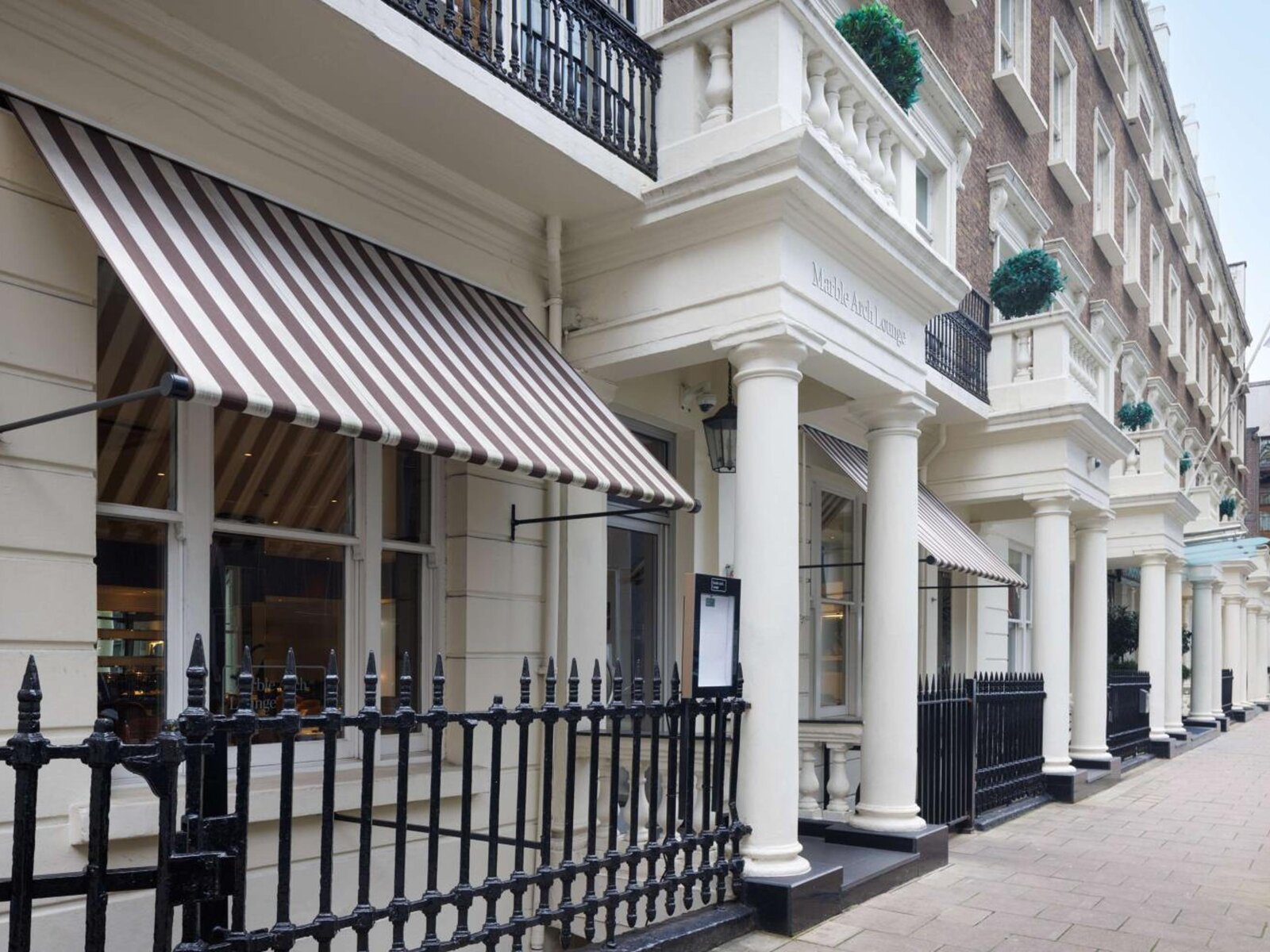 Hotel Radisson Blu Hotel, London Marble Arch in London günstig buchen ...