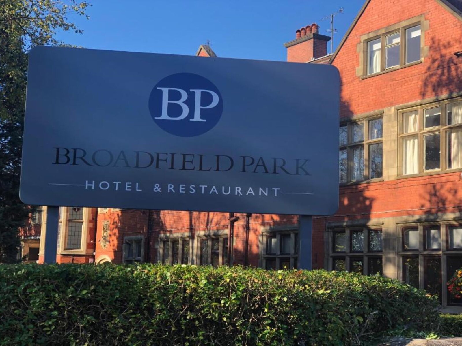 Hotel Quality Hotel Broadfield Park Rochdale in Rochdale günstig buchen ...