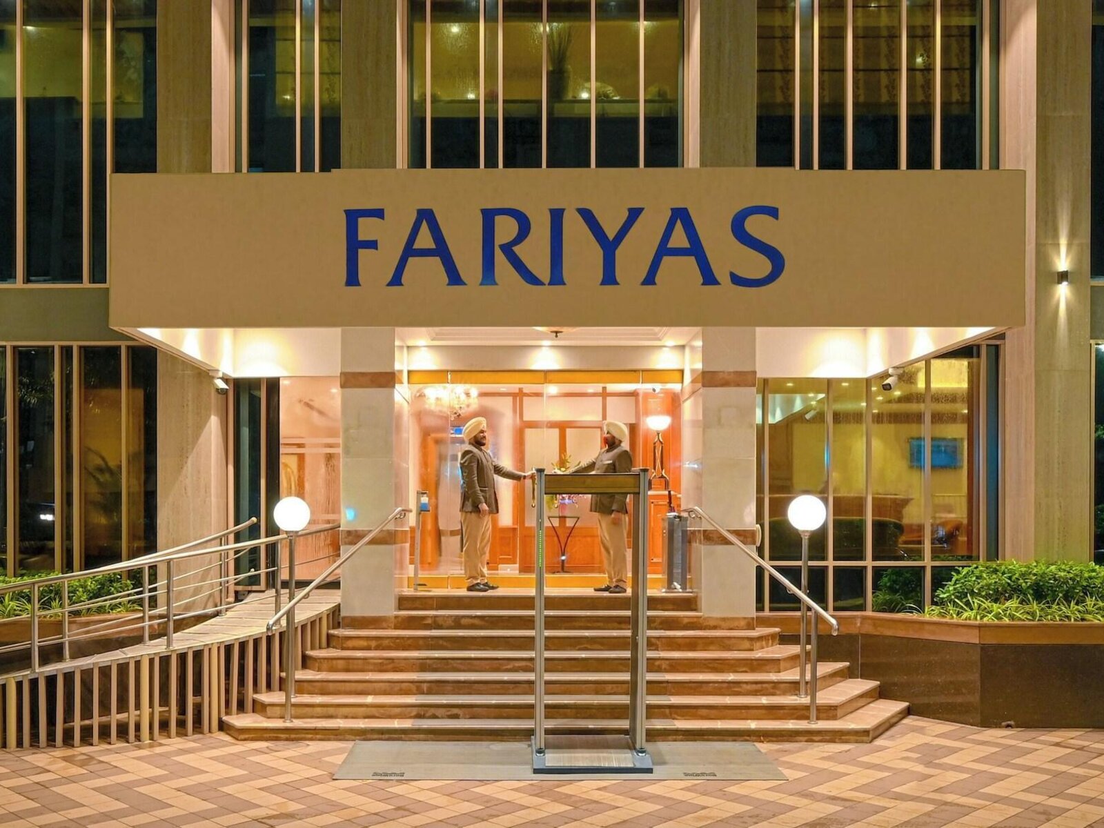 Hotel Fariyas in Mumbai günstig buchen bei TUI.com