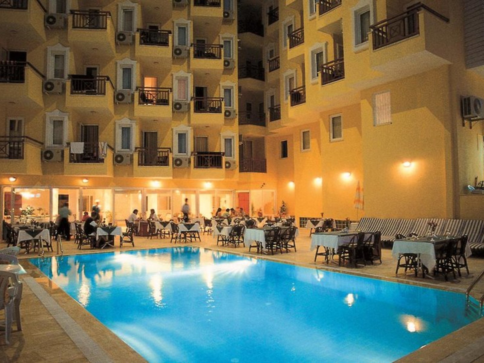 Hotel Azak Beach in Alanya günstig buchen bei TUI.com