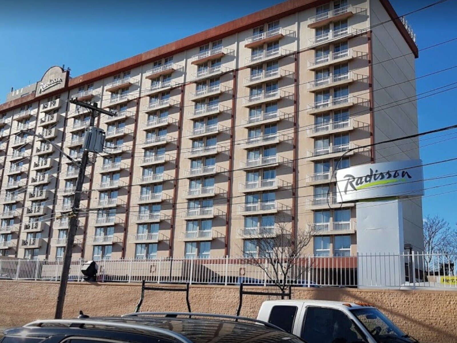 Hotel DoubleTree by Hilton New York JFK Airport in New York - JFK ...