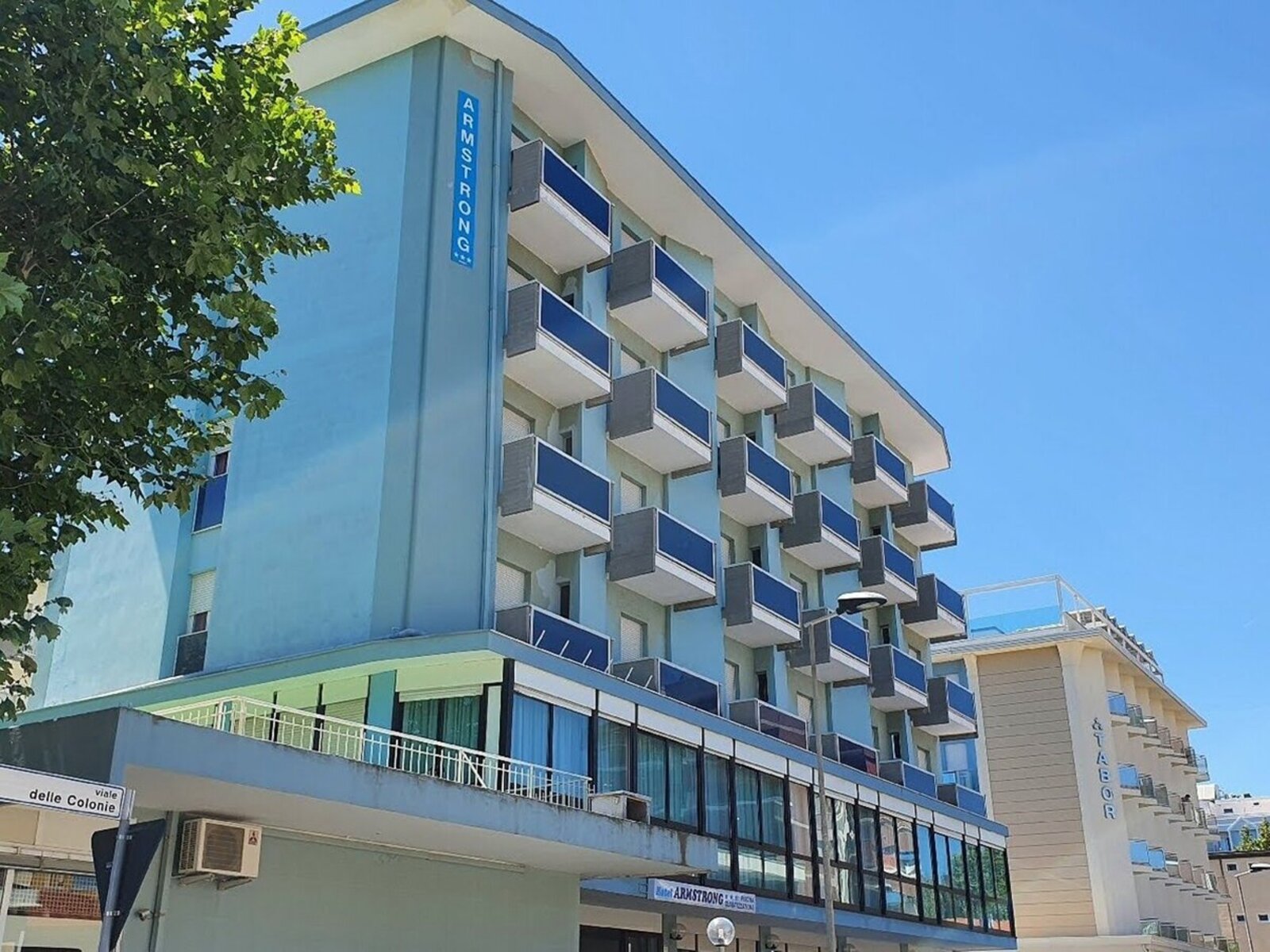 Hotel Hotel Armstrong in Rimini günstig buchen bei TUI.com