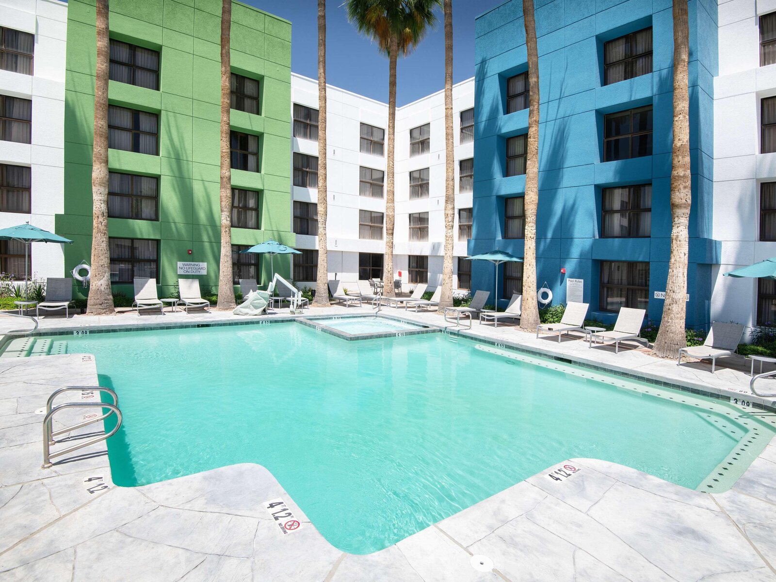 Hotel DoubleTree by Hilton Phoenix Chandler in Chandler günstig buchen ...