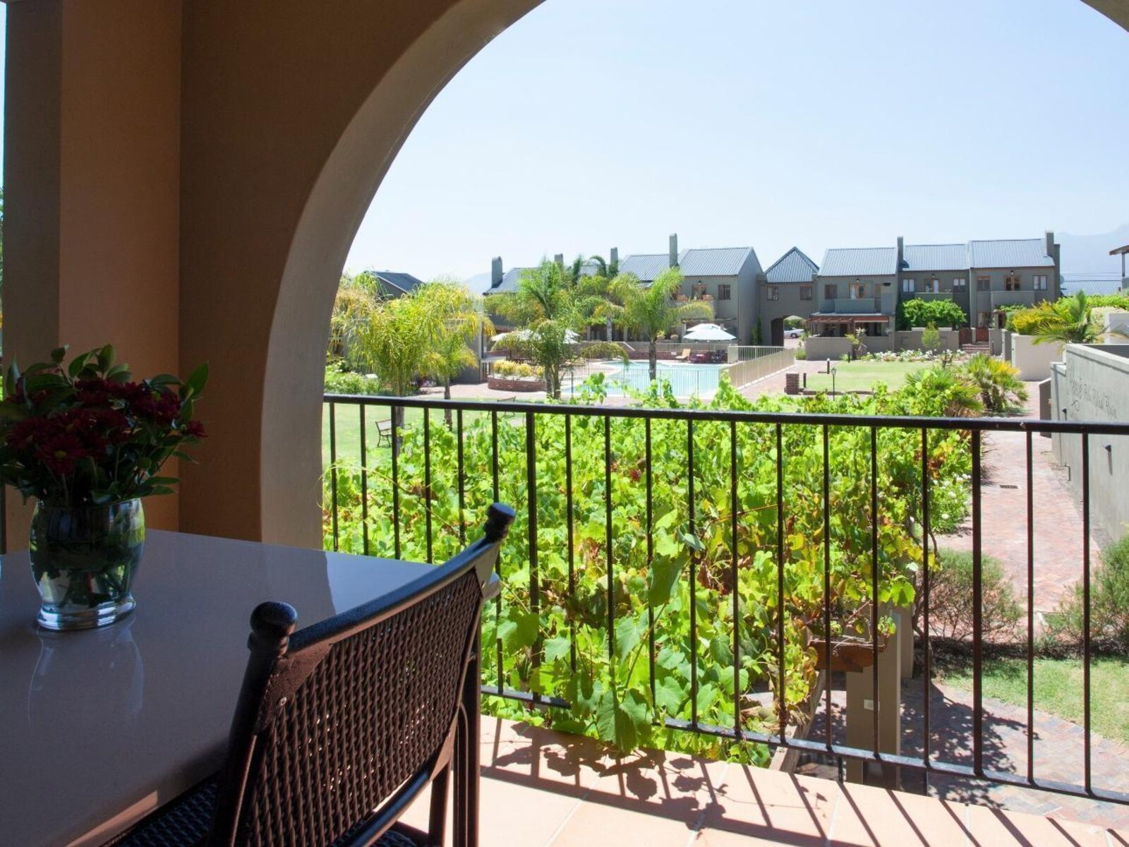 Hotel Devonvale Golf and Wine Estate in Stellenbosch günstig buchen bei ...