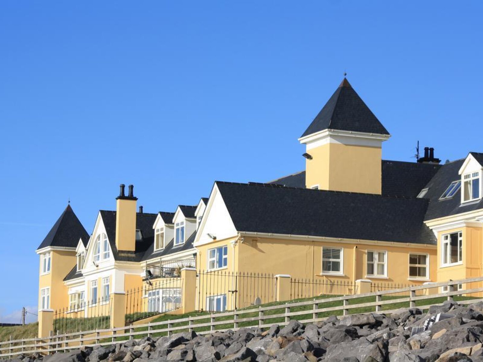 Hotel The Sandhouse Hotel & Marine Spa in Rossnowlagh günstig buchen ...