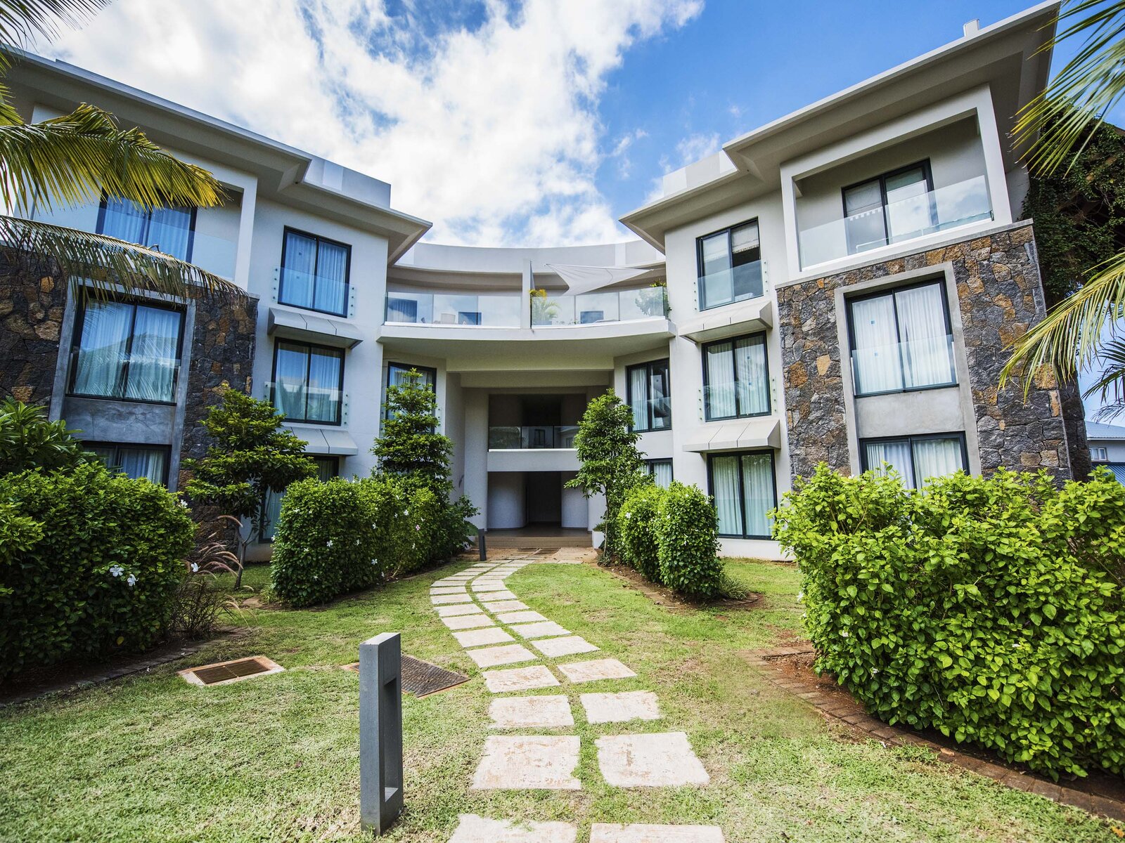 Hotel Azuri Residences in Belle Mare / Poste de Flacq günstig buchen ...