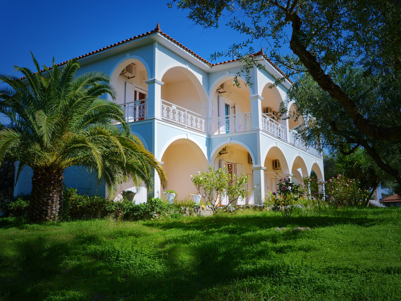 Hotel Soulis Studios & Apartments in Agios Sostis günstig buchen bei ...