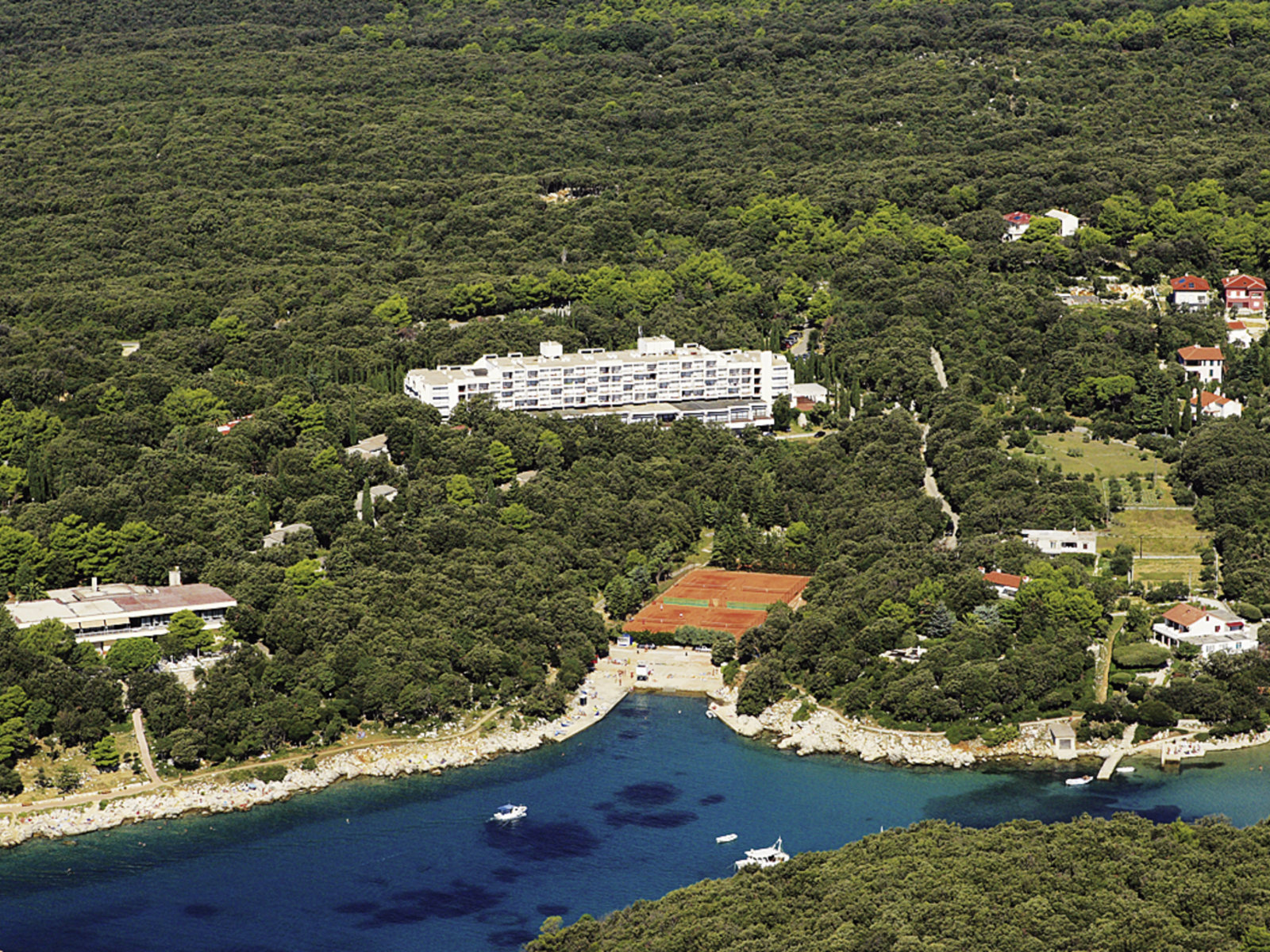 Hotel Eva Sunny Hotel & Residence by Valamar in Rab günstig buchen bei ...