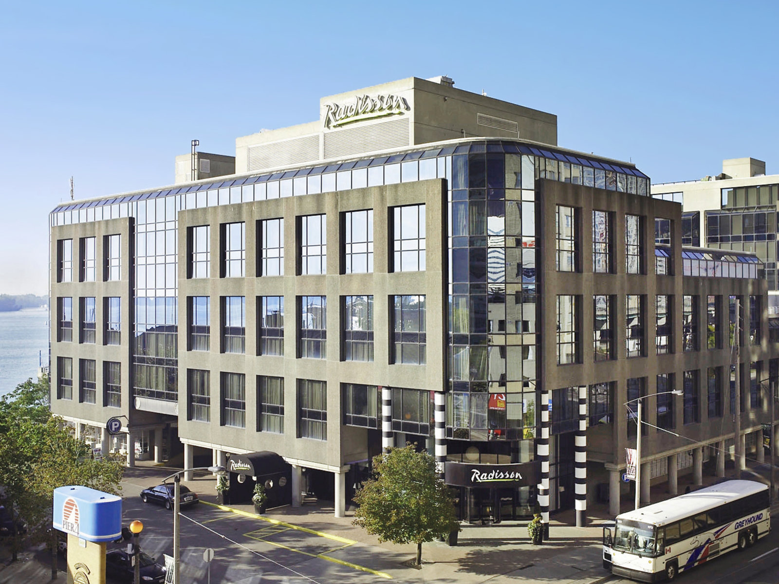 Hotel Radisson Blu Toronto Downtown in Toronto günstig buchen bei TUI.com